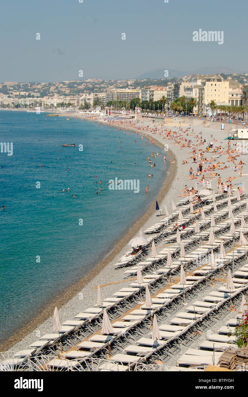 Strand in nizza frankreich -Fotos und -Bildmaterial in hoher Auflösung ...