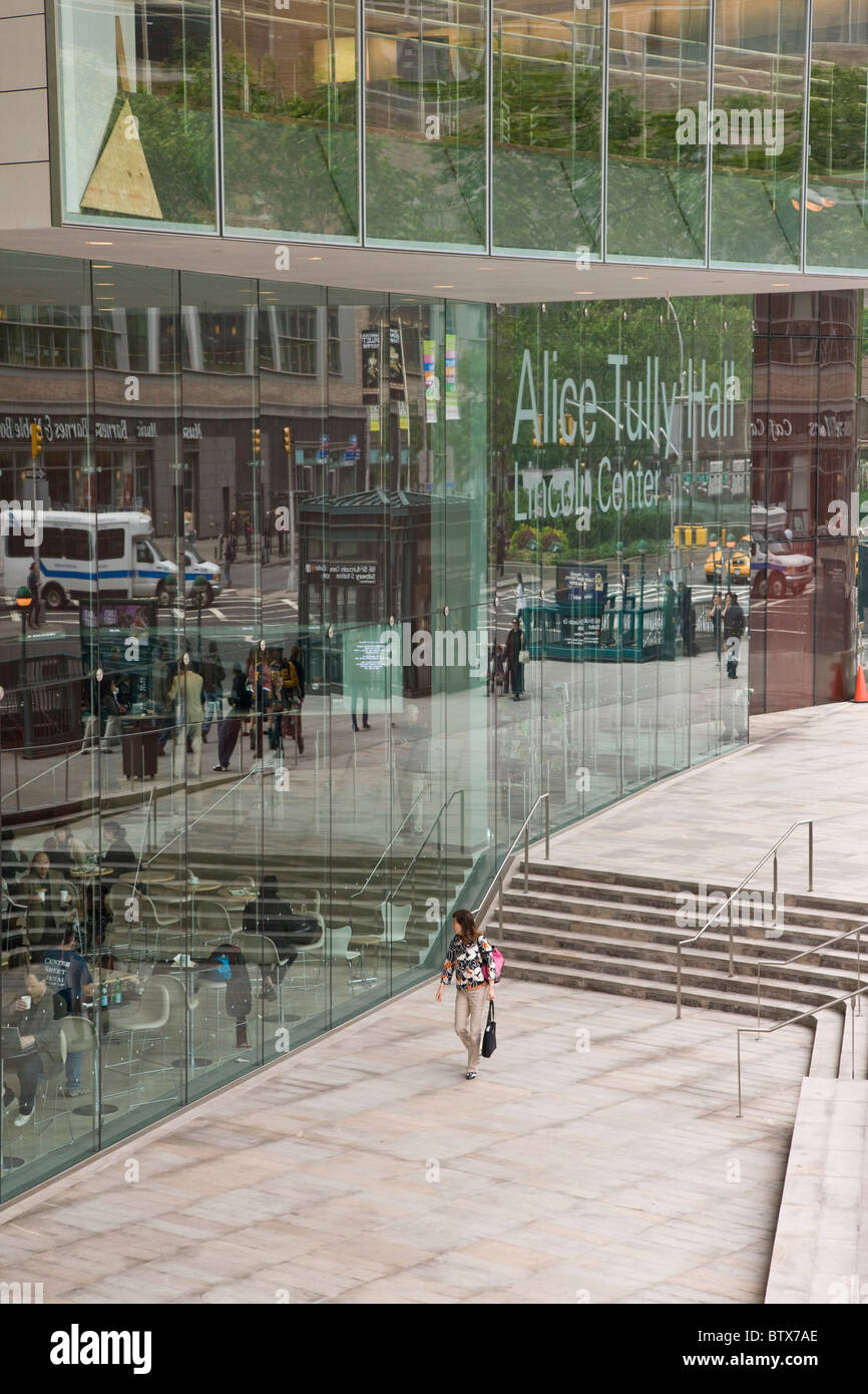 Speisesaal der oberstufe -Fotos und -Bildmaterial in hoher Auflösung ...