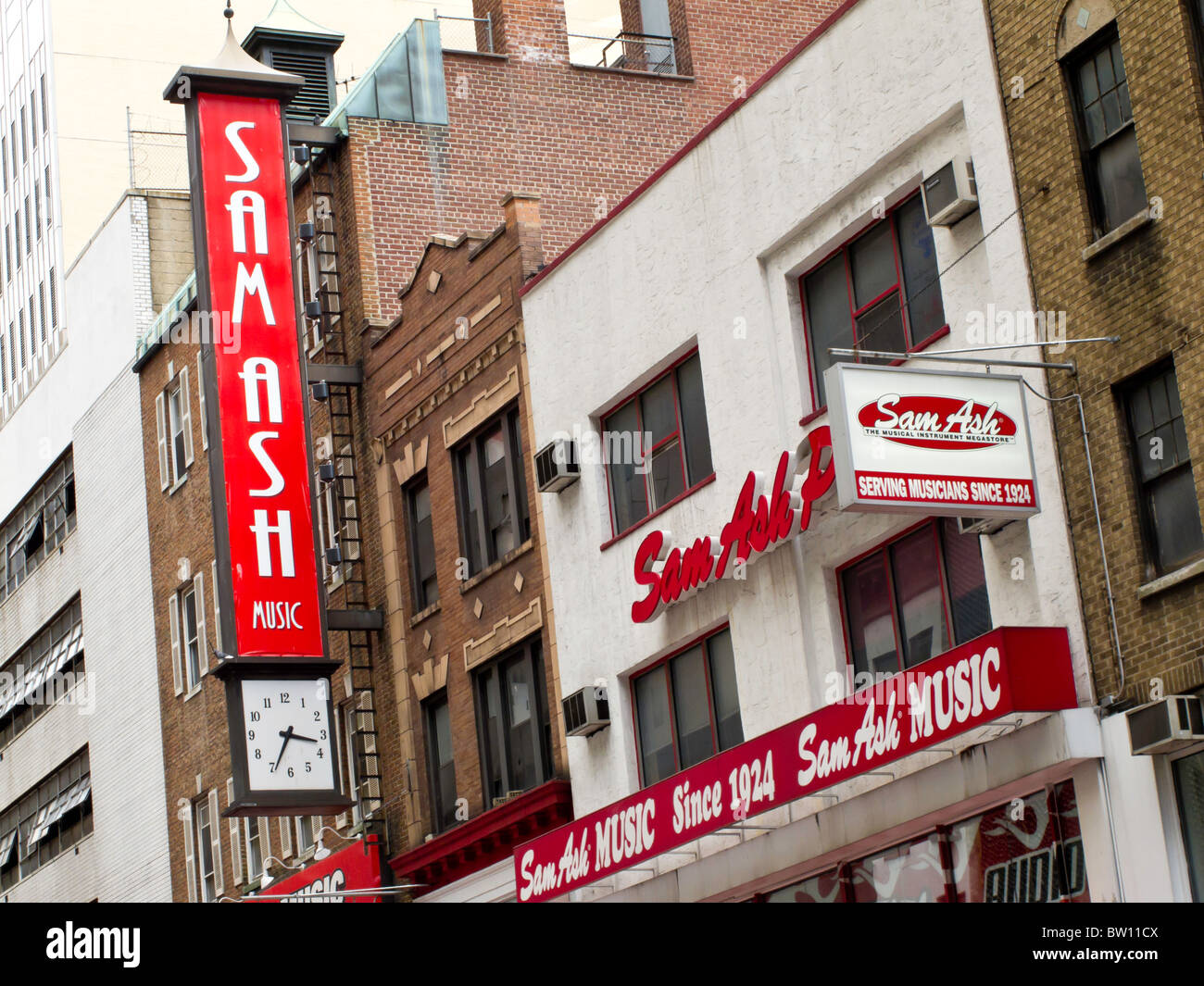 Sam ash musikladen -Fotos und -Bildmaterial in hoher Auflösung – Alamy