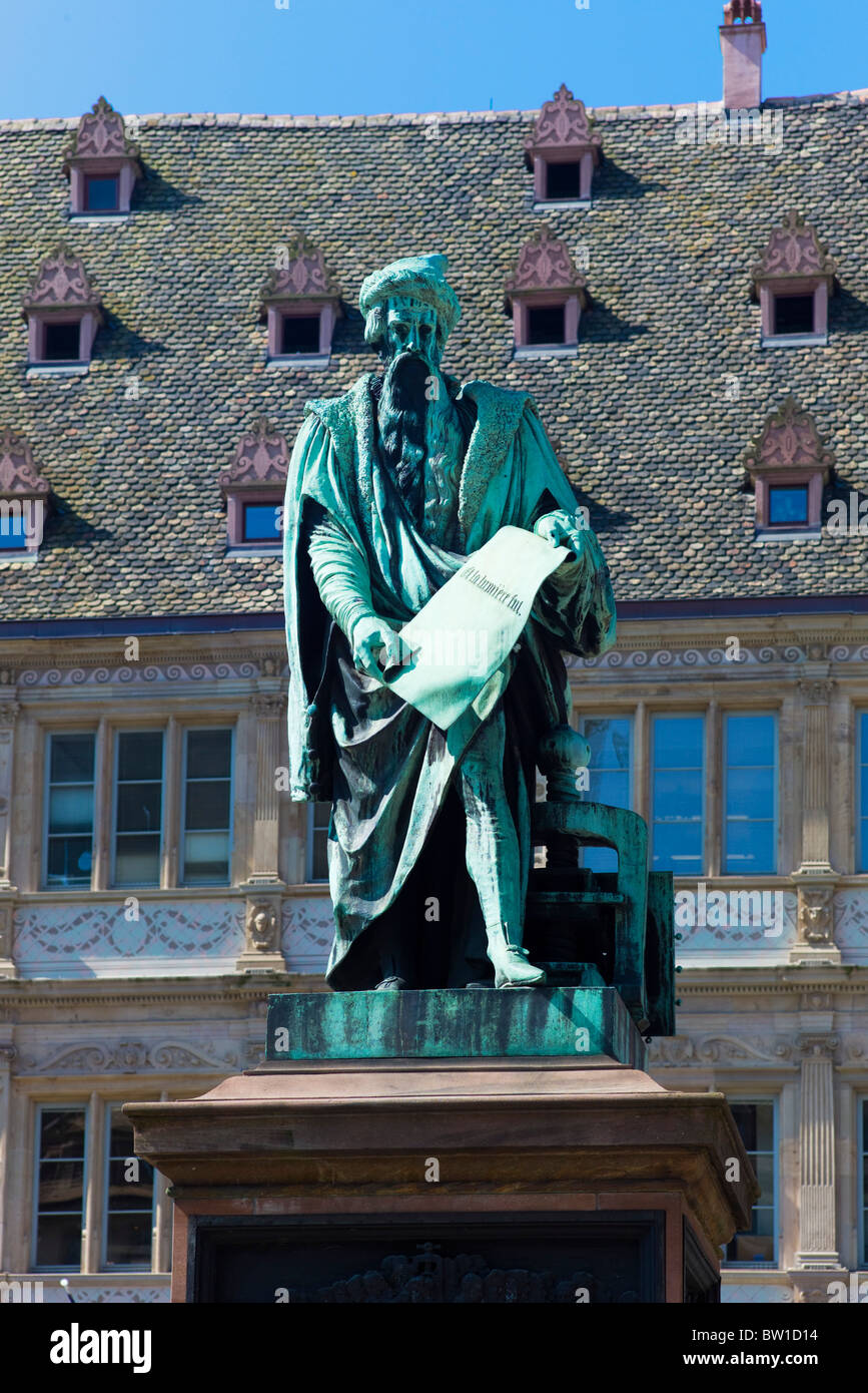 Henne gensfleisch -Fotos und -Bildmaterial in hoher Auflösung – Alamy