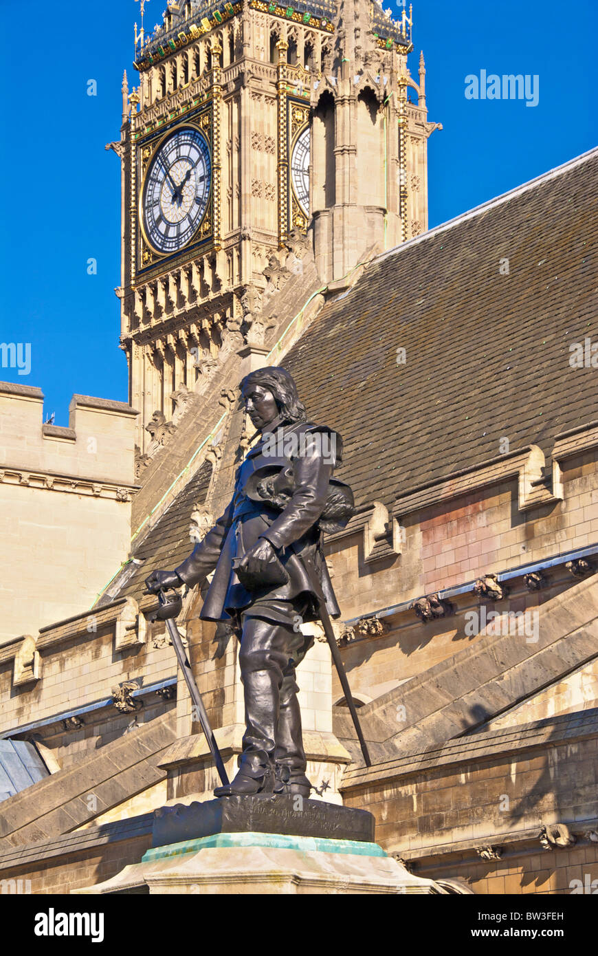 Oliver cromwell statue -Fotos und -Bildmaterial in hoher Auflösung ...