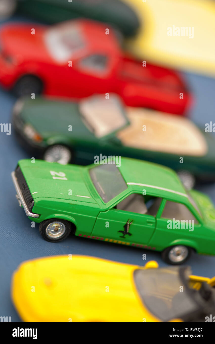 Auto zeichnung blau -Fotos und -Bildmaterial in hoher Auflösung – Alamy