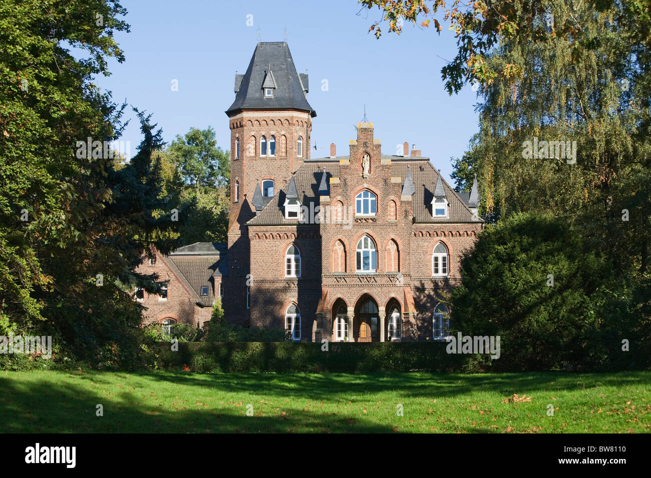 Monheim rhein -Fotos und -Bildmaterial in hoher Auflösung – Alamy