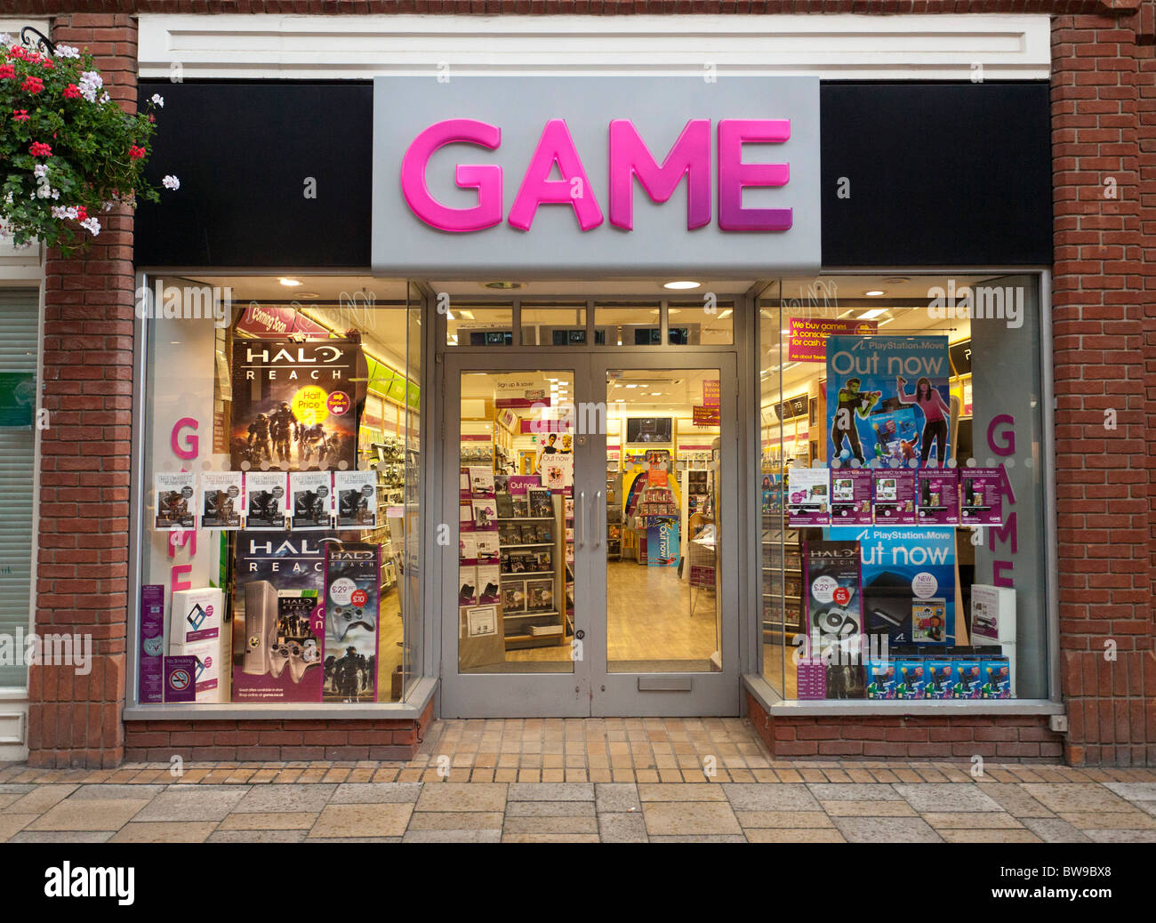 Video games shop -Fotos und -Bildmaterial in hoher Auflösung – Alamy