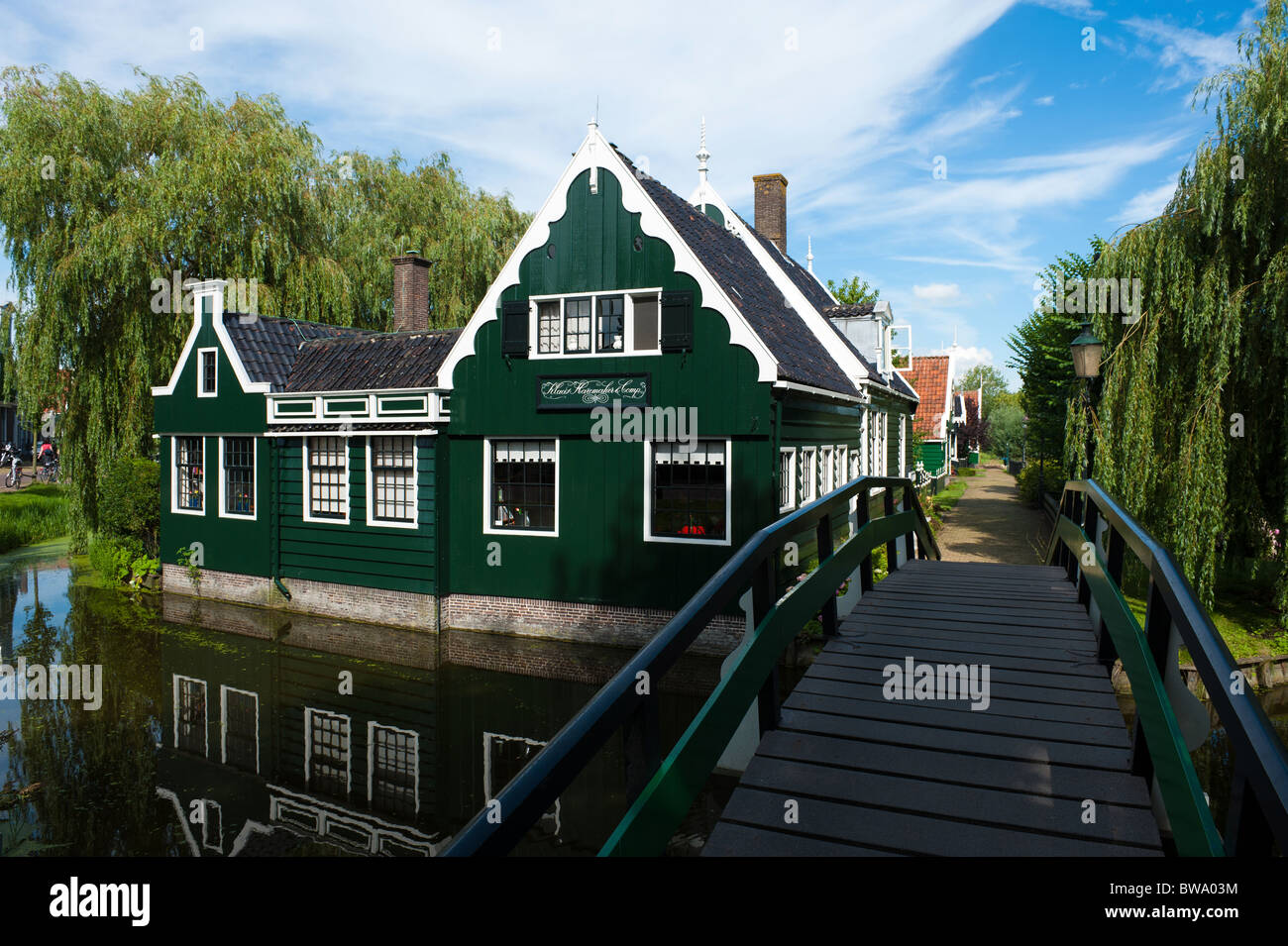 Hauser In Holland