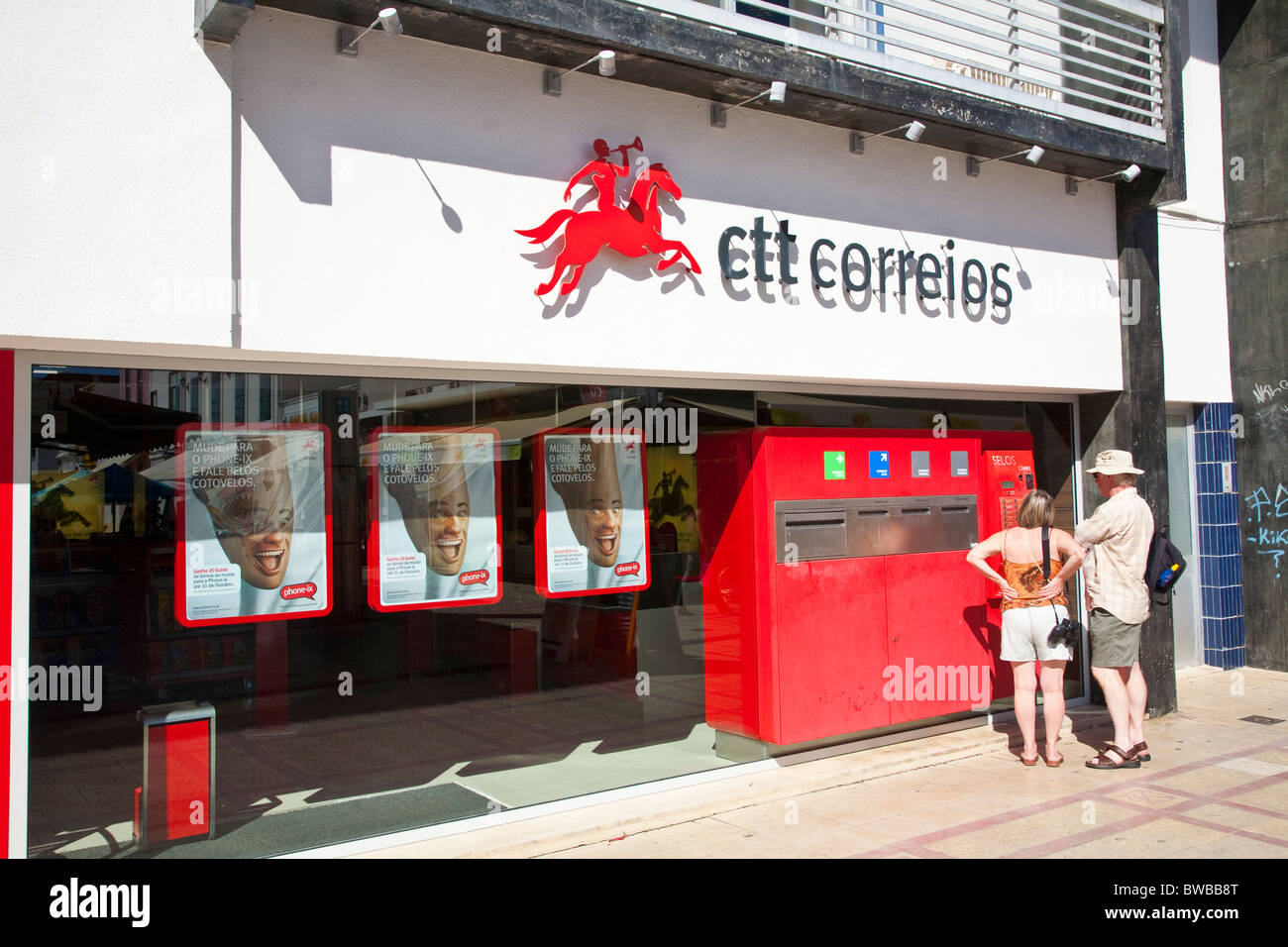Portugal post post box -Fotos und -Bildmaterial in hoher Auflösung – Alamy