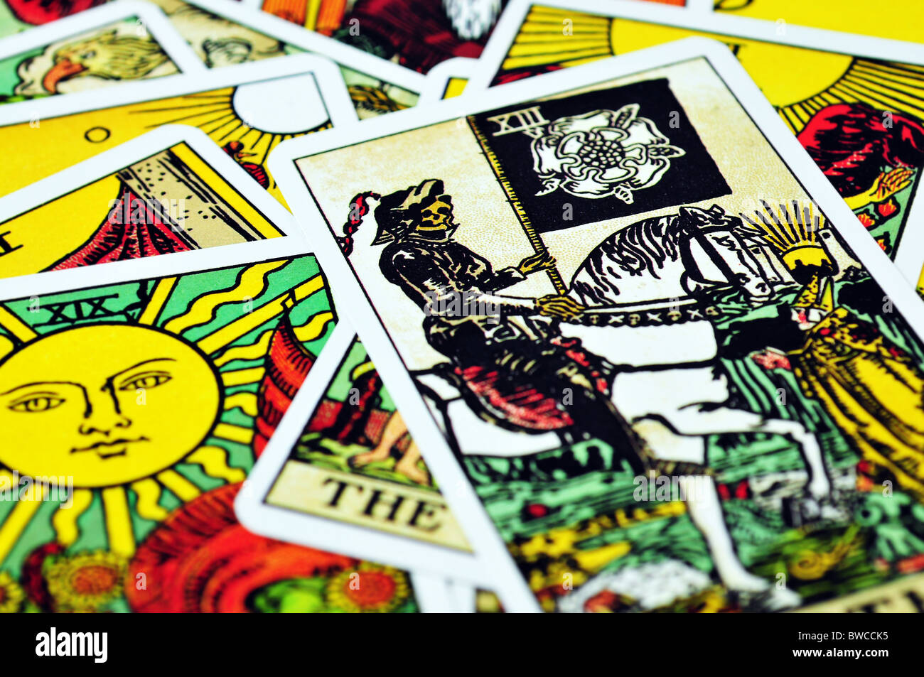 Tarot karte -Fotos und -Bildmaterial in hoher Auflösung – Alamy