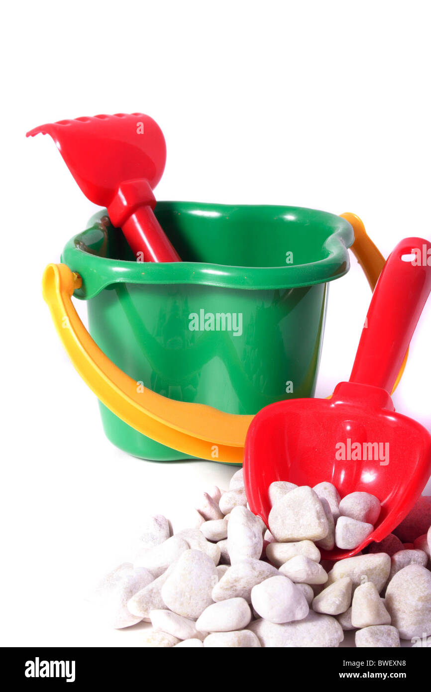 Das kind mit einem eimer Stockfotos und -bilder Kaufen - Alamy