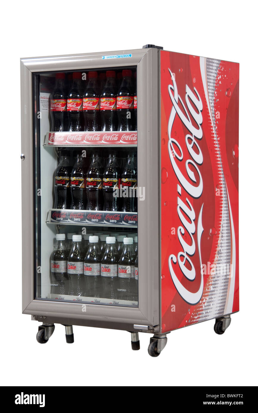 Cola vending machine -Fotos und -Bildmaterial in hoher Auflösung – Alamy