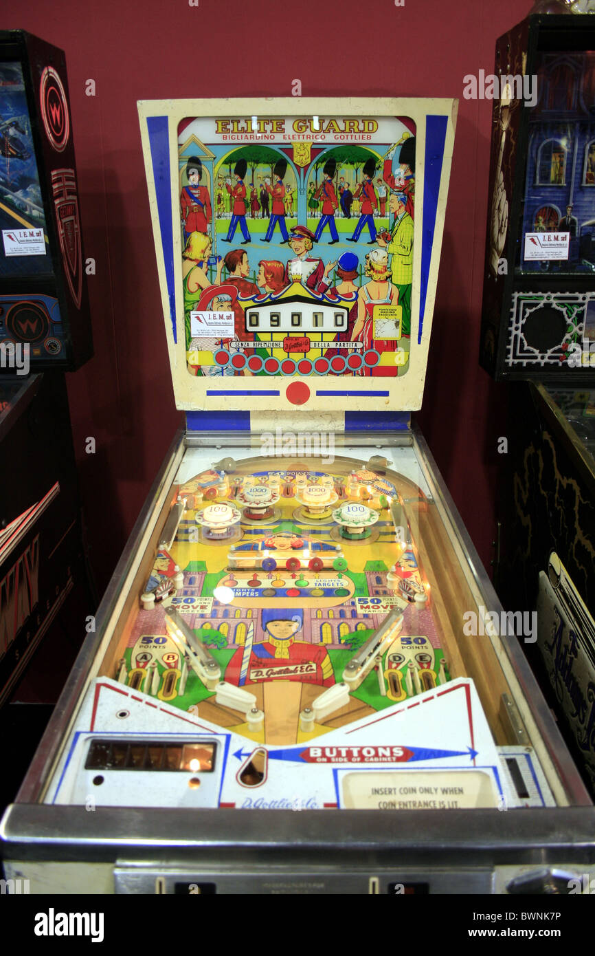 Arcade game -Fotos und -Bildmaterial in hoher Auflösung – Alamy