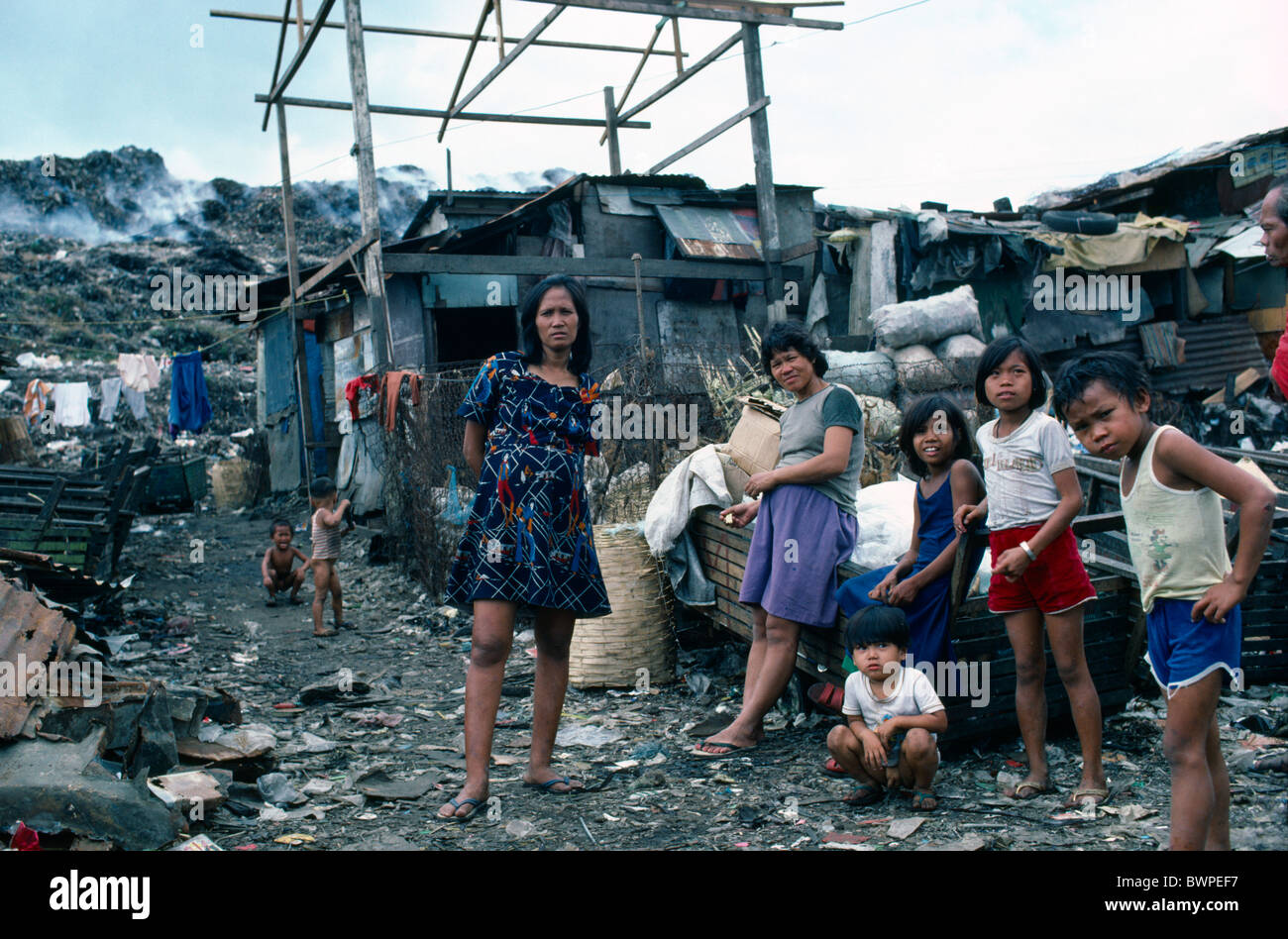 Slum area manila philippines -Fotos und -Bildmaterial in hoher Auflösung – Alamy