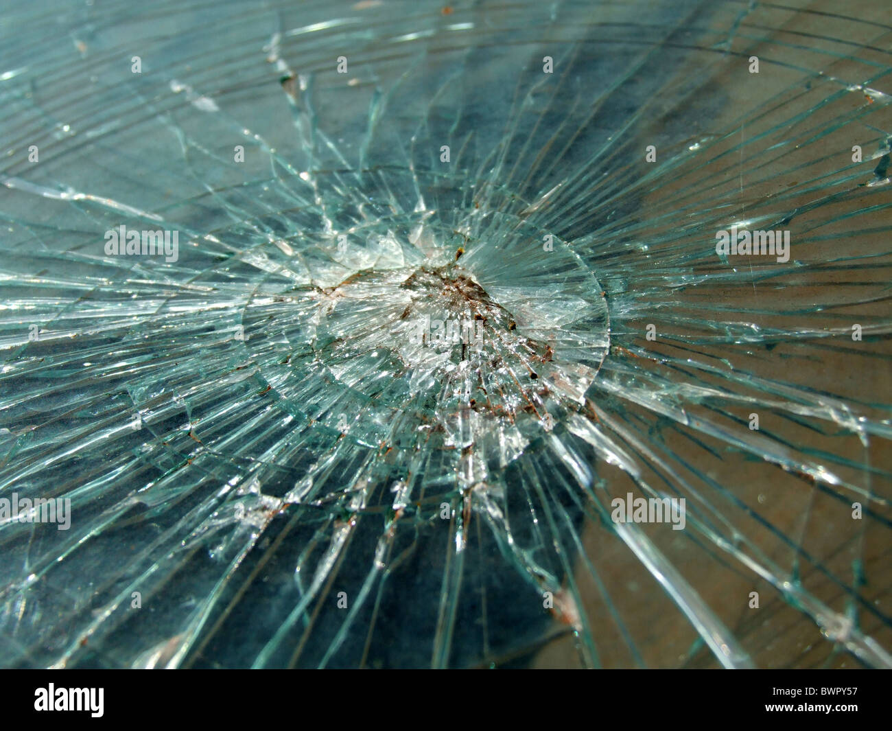 Autofenster gebrochen -Fotos und -Bildmaterial in hoher Auflösung – Alamy