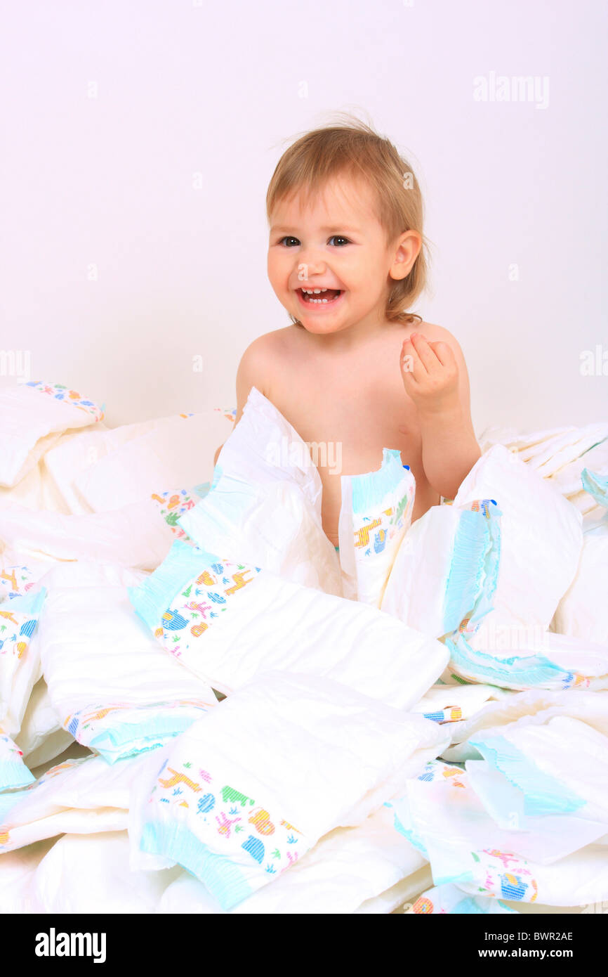 Kleinkind Kind Kinder ein Mädchen sitzen sitzen Windel Windeln Windel ...