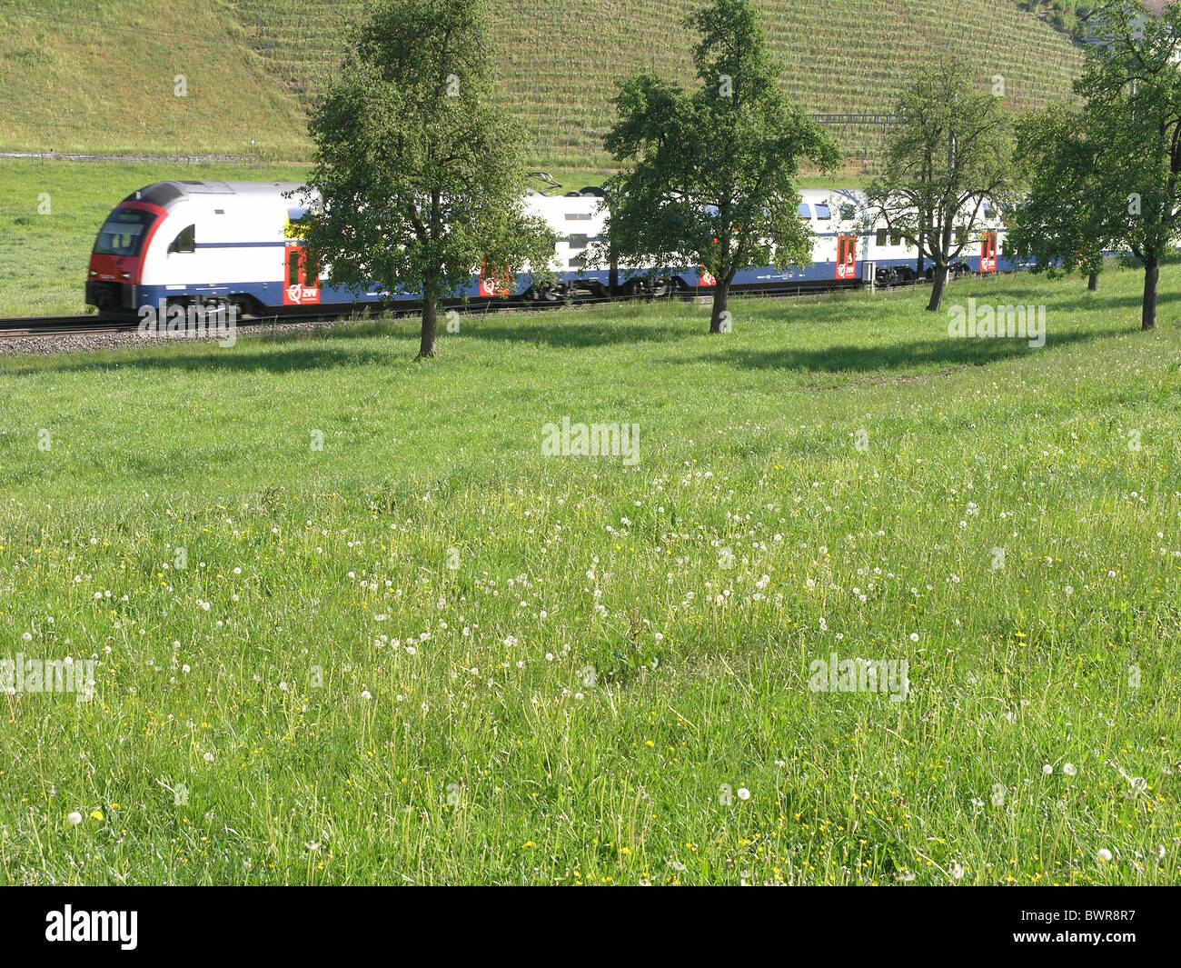 Schweiz Europa Feldbach Zürcher S-Bahn u Bahn S7 Linie RABe 514 ... Schweiz Europa Feldbach Zürcher S-Bahn u Bahn S7 Linie RABe 514 ...