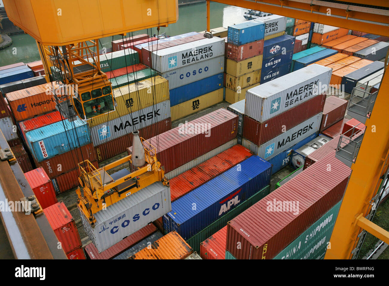 Rhein basel hafen -Fotos und -Bildmaterial in hoher Auflösung – Alamy