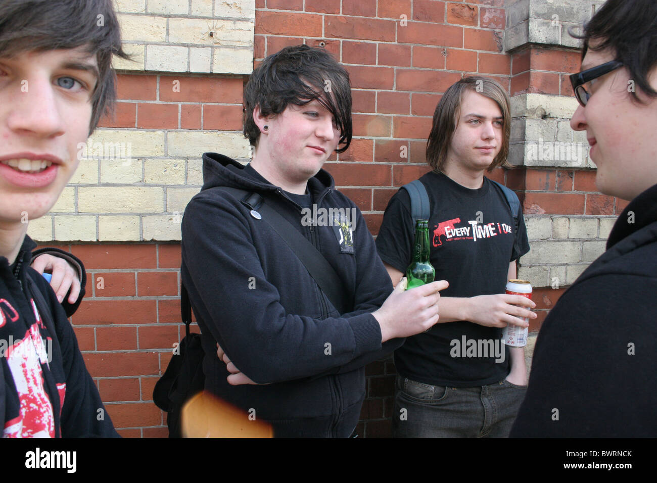 Emo fans -Fotos und -Bildmaterial in hoher Auflösung – Alamy