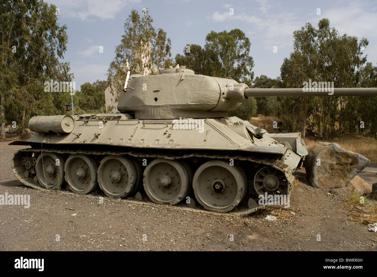 Syrische Panzer T34 an einem Denkmal auf den Golanhöhen, Israel ...