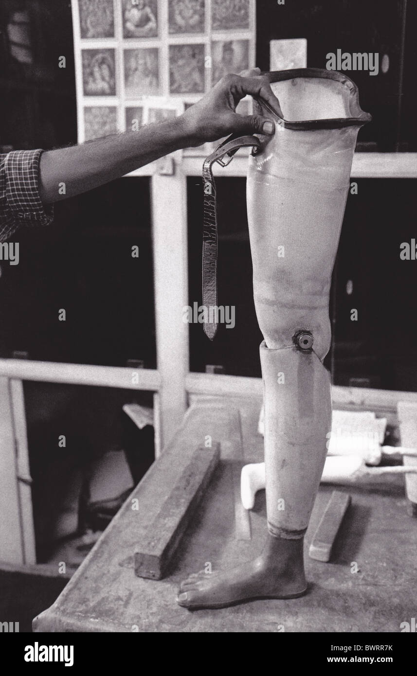 Artificial limb jaipur -Fotos und -Bildmaterial in hoher Auflösung – Alamy