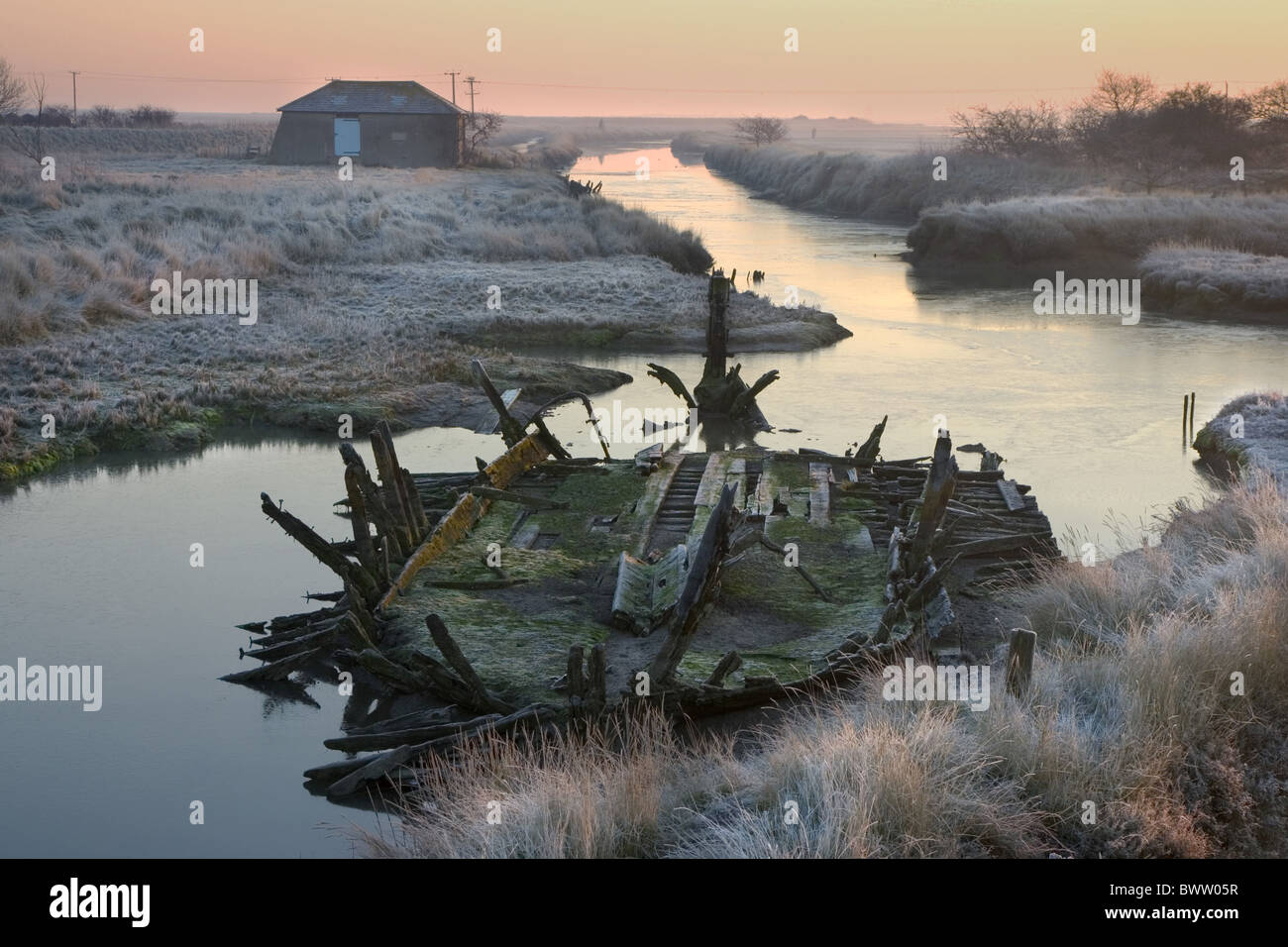 Thames Schiff Wrack, im Morgen Frost an den hohen Gezeiten auf ...