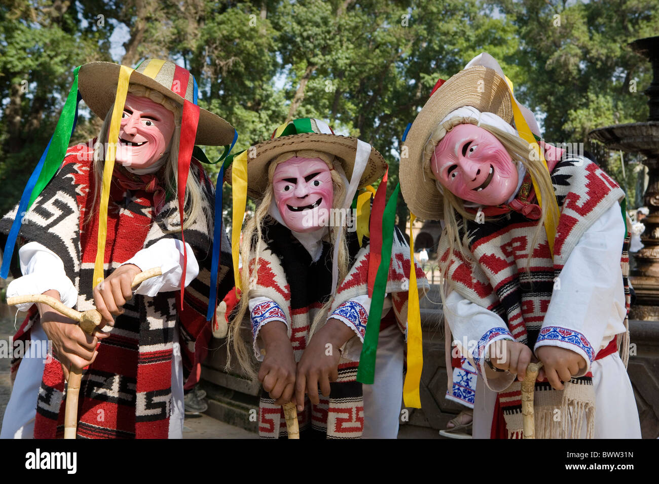 Dance los viejitos -Fotos und -Bildmaterial in hoher Auflösung – Alamy
