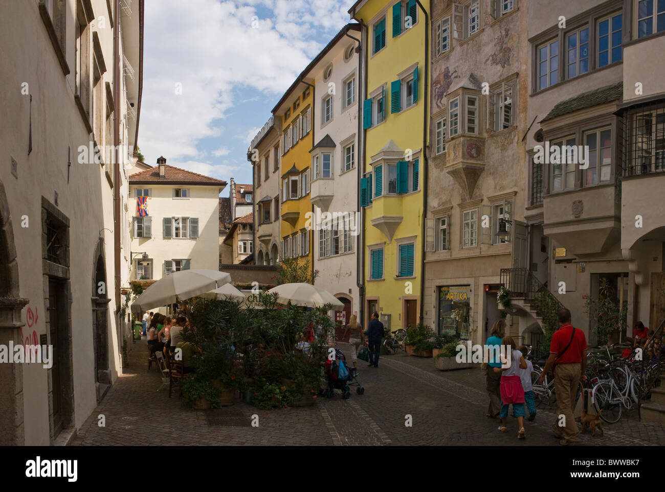 Italien Europa Bozen Bozen Südtirol Süd Tirol Alto Adige schmalen ...