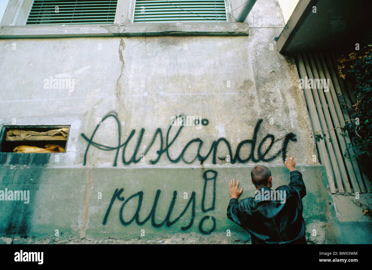 Ausländer raus -Fotos und -Bildmaterial in hoher Auflösung – Alamy