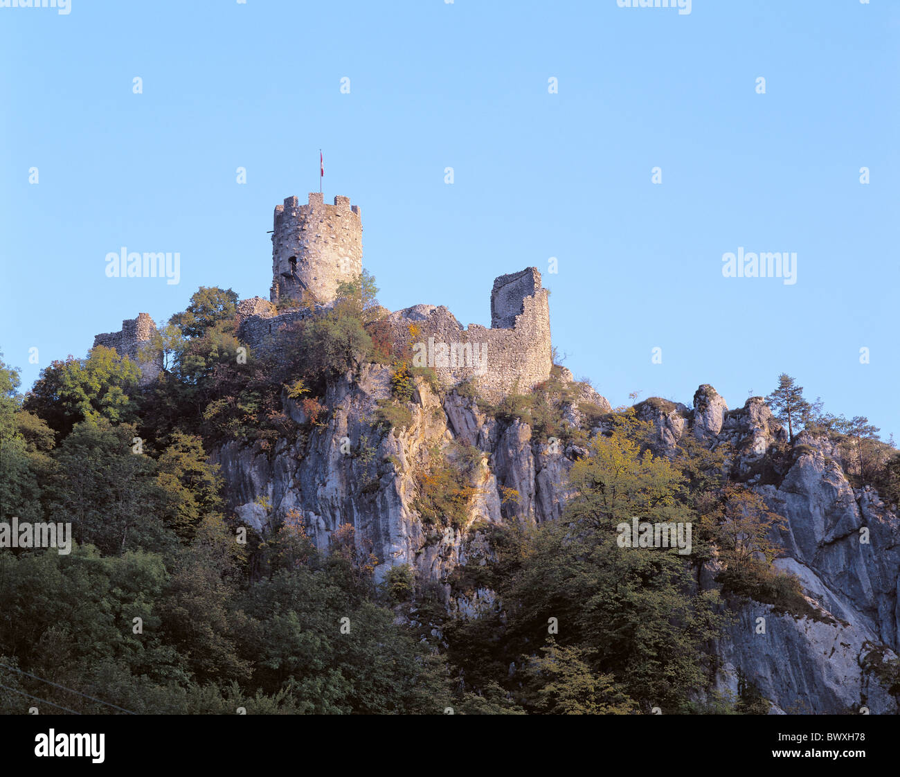 Schweiz Europa Kanton Solothurn Balsthal Burg Ruinen Dämmerung Twilight ...