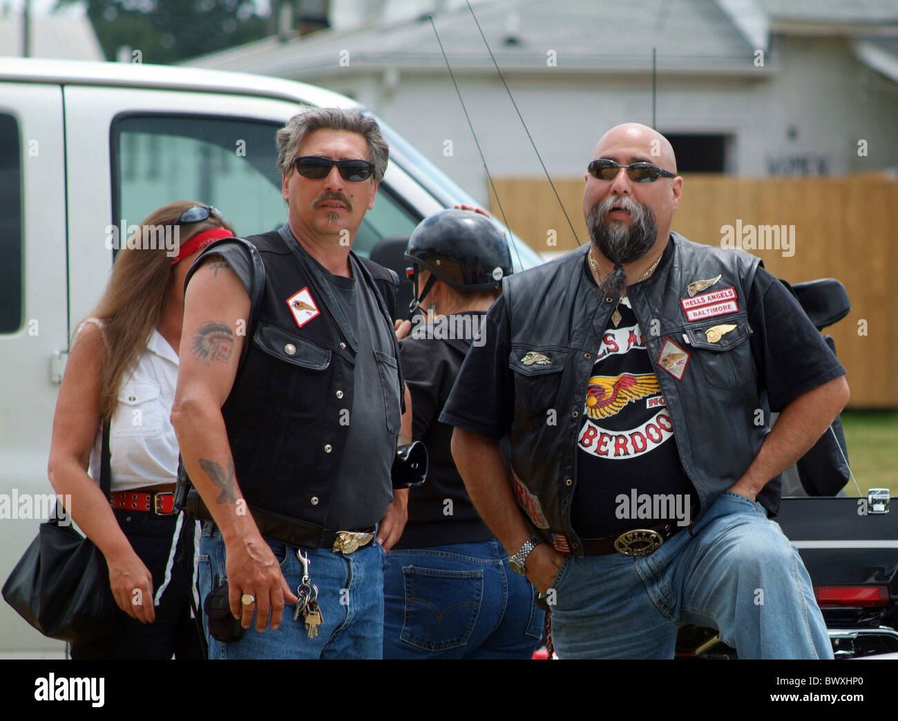2 Mitglieder der Biker Bande Hells Angels Stockfotografie - Alamy