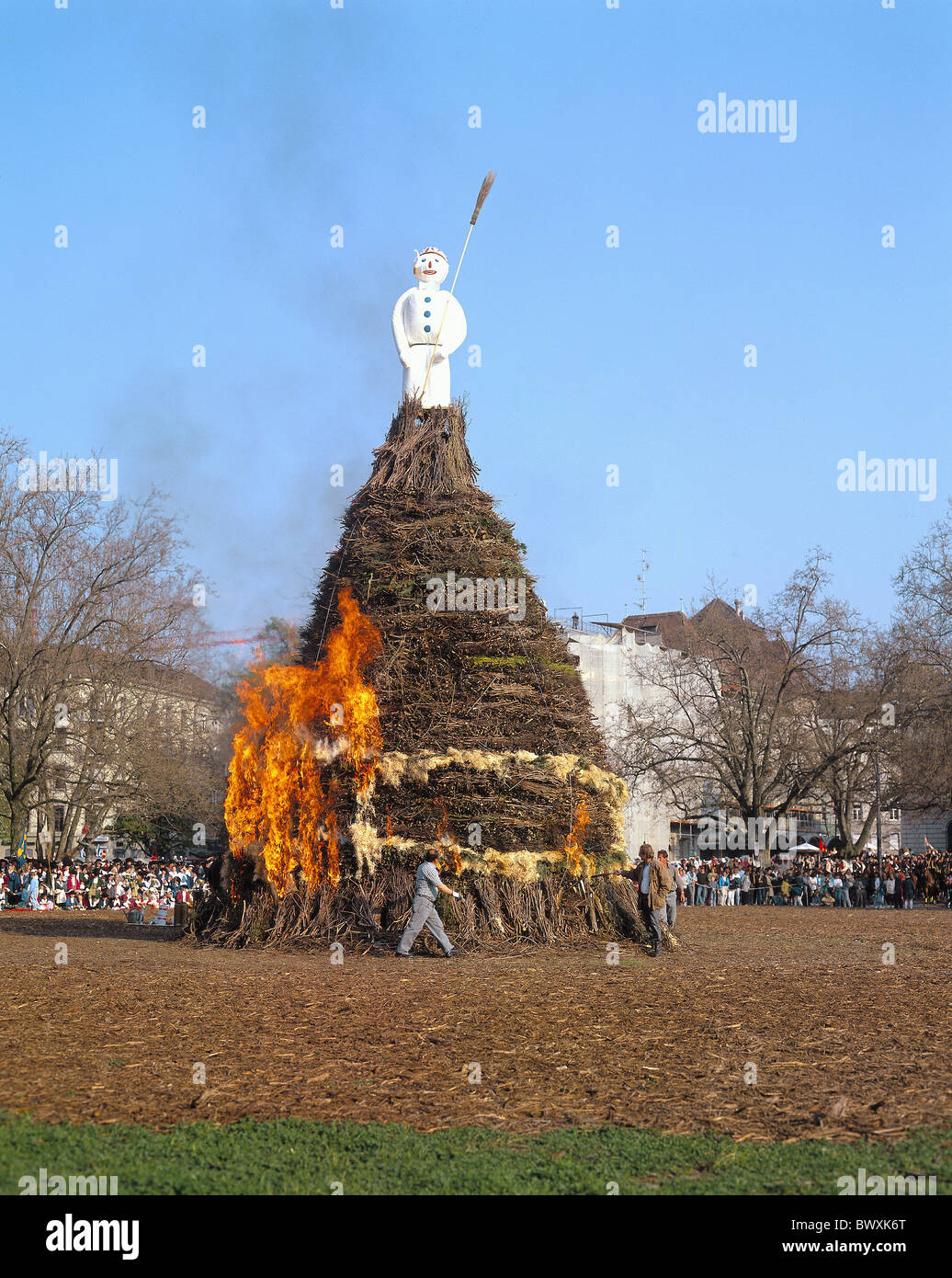 Sechselauten Festival Tradition Stadt Zürich Schweiz Europa Boogg ...