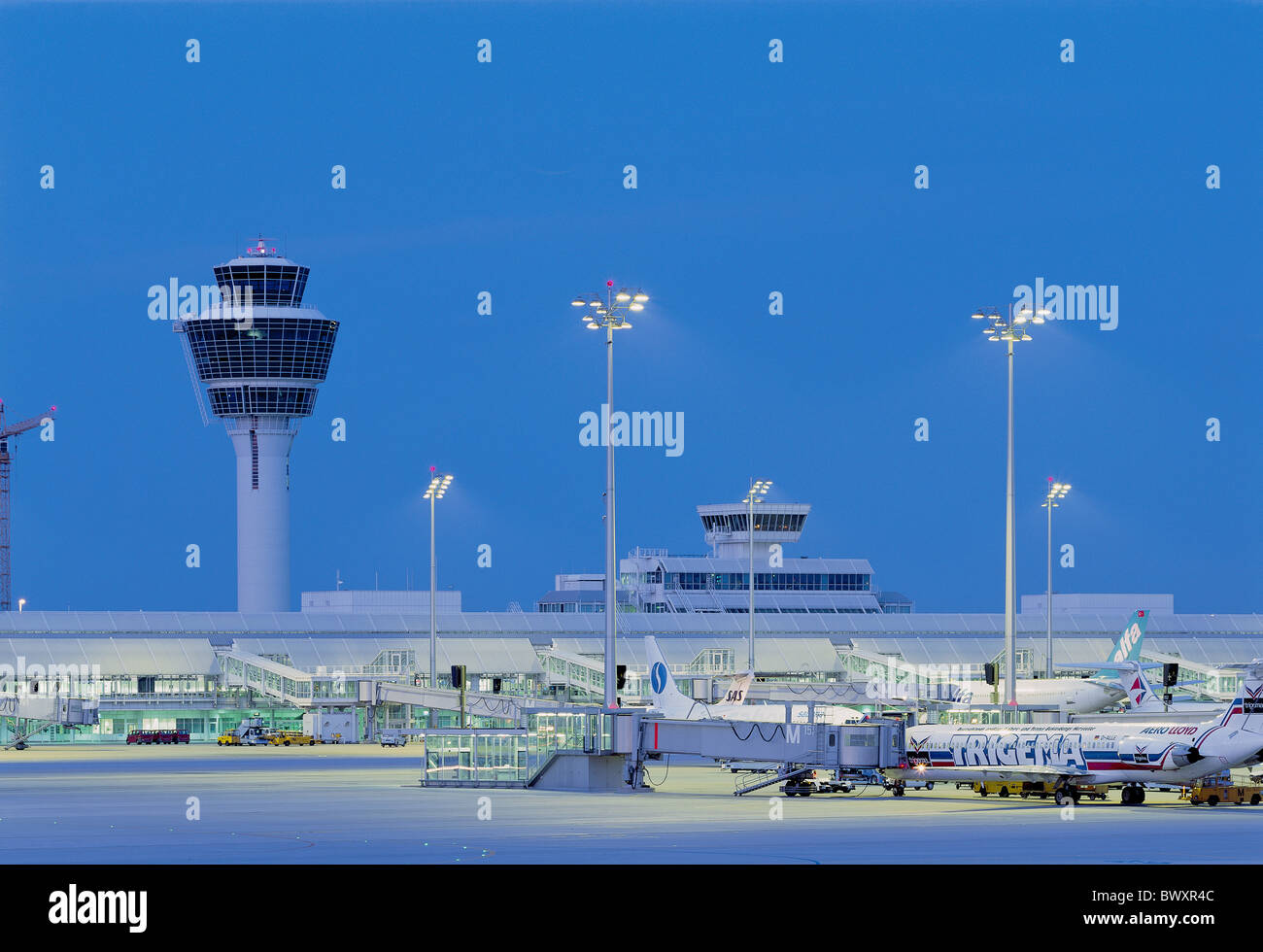 Flughafen münchen riem -Fotos und -Bildmaterial in hoher Auflösung – Alamy