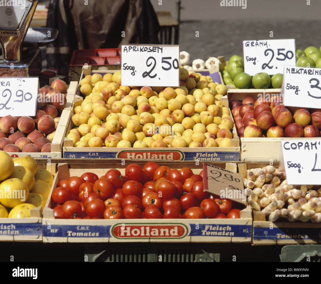 zeigen Sie Handel Handel Obst Preisschilder Obst essen an ...