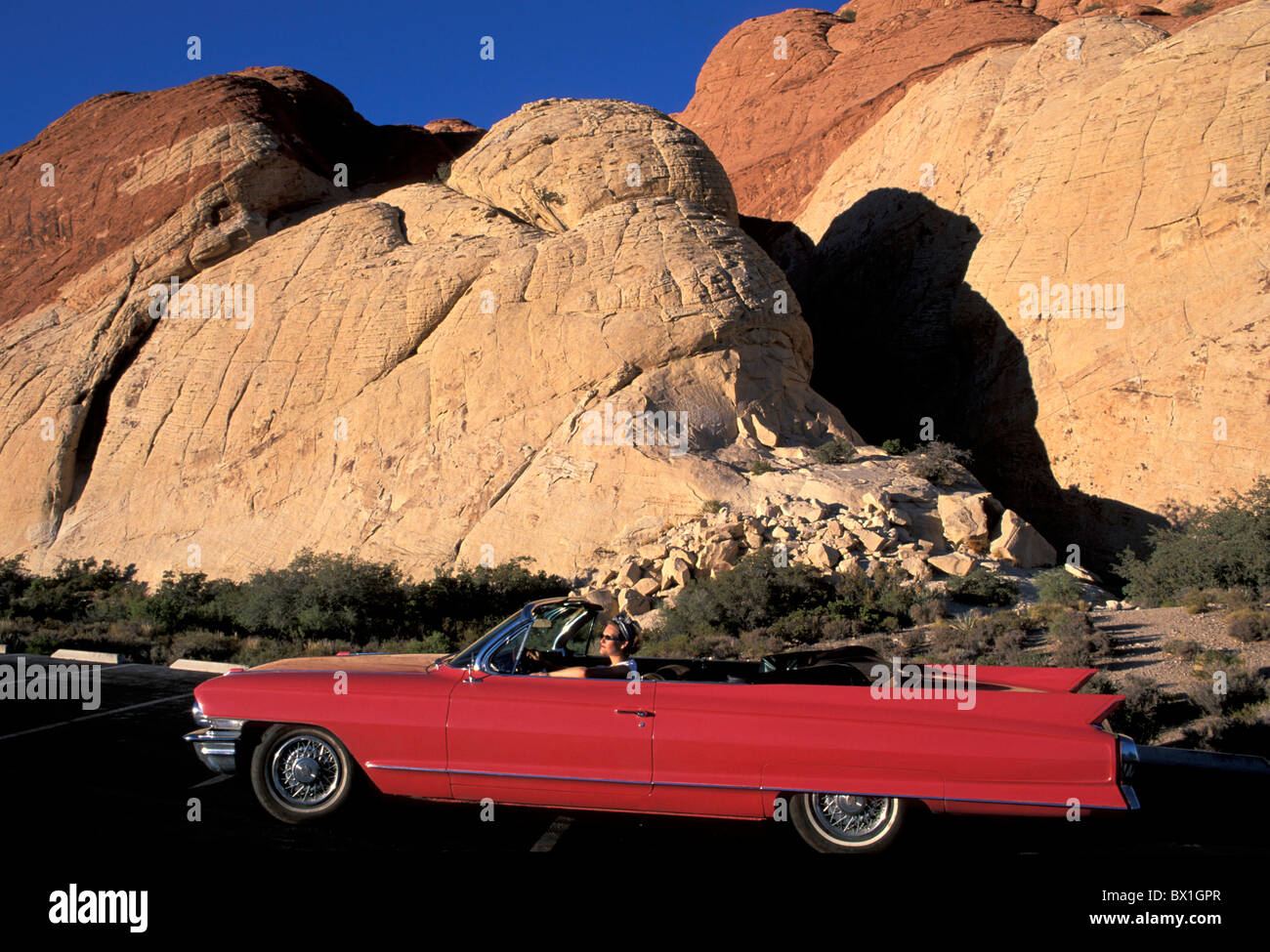 Rotes Cadillac Cabrio Stockfotos und -bilder Kaufen - Alamy