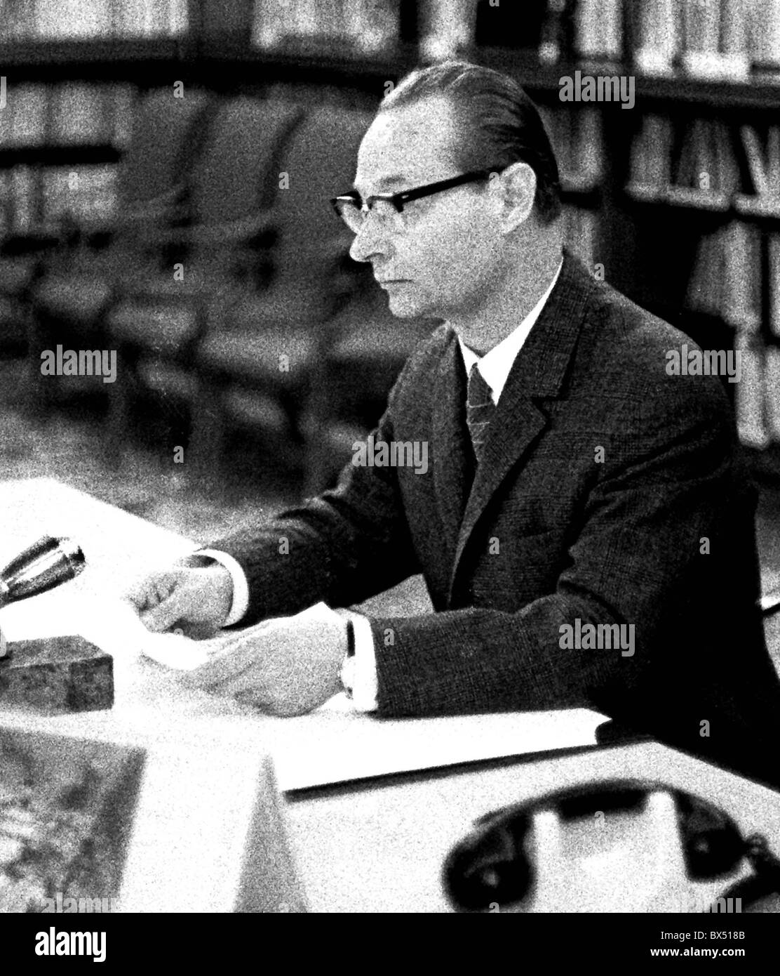 Prague spring 1968 leader alexander dubcek -Fotos und -Bildmaterial in ...