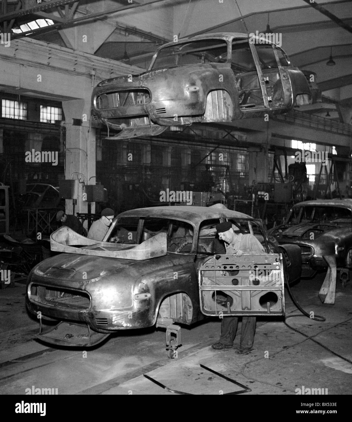 Produktion von Tatra 603 Luxus Pkw Tatra-Werke in Koprivnice ...