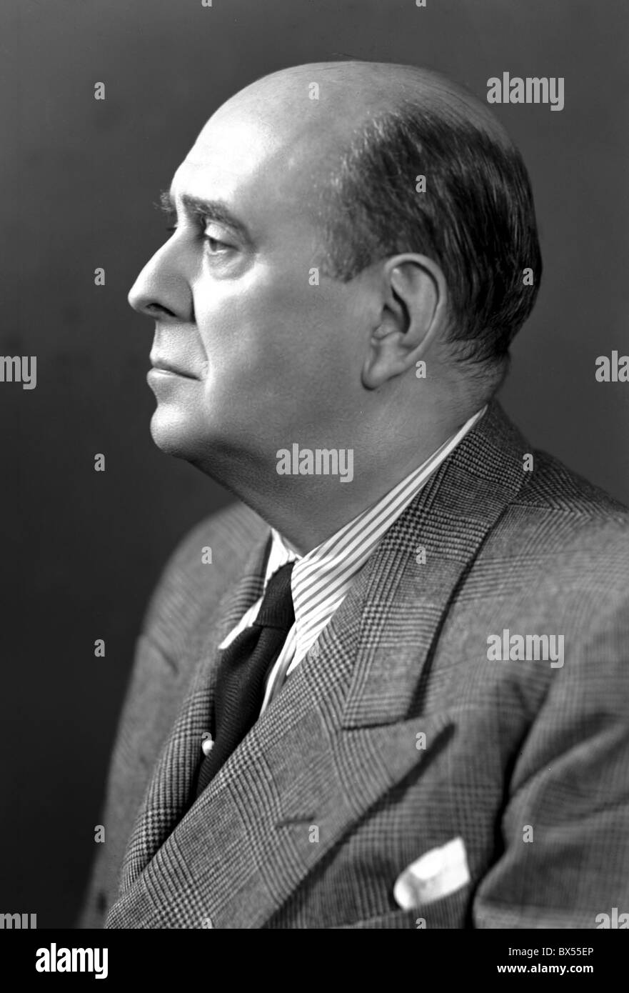 Jan masaryk window Schwarzweiß-Stockfotos und -bilder - Alamy