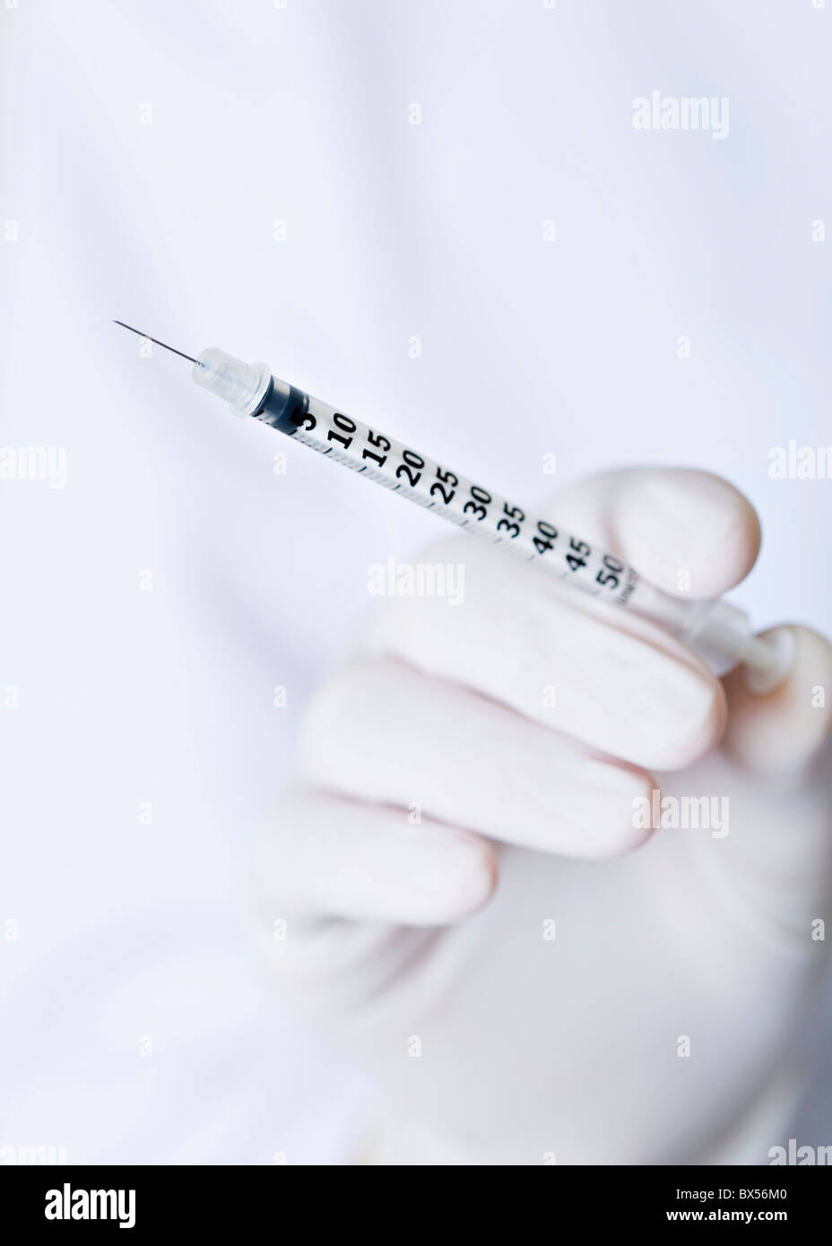 Chirurgische spritze -Fotos und -Bildmaterial in hoher Auflösung – Alamy