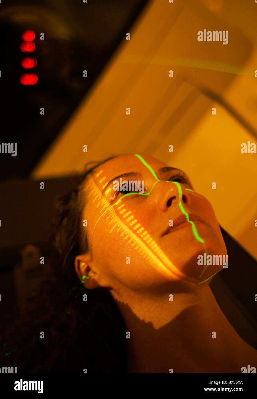 Laser radiation -Fotos und -Bildmaterial in hoher Auflösung – Alamy