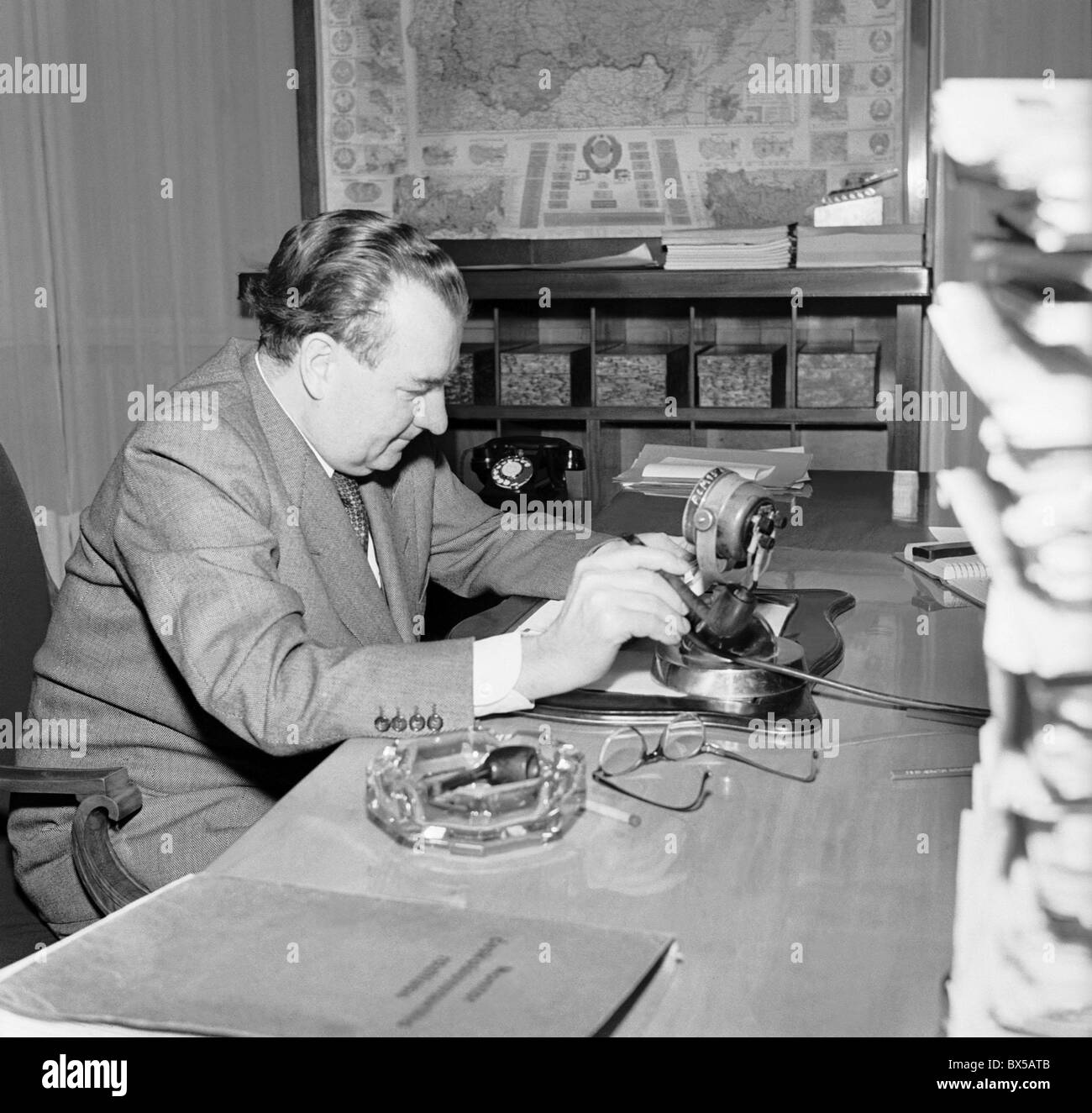 Klement gottwald -Fotos und -Bildmaterial in hoher Auflösung – Alamy