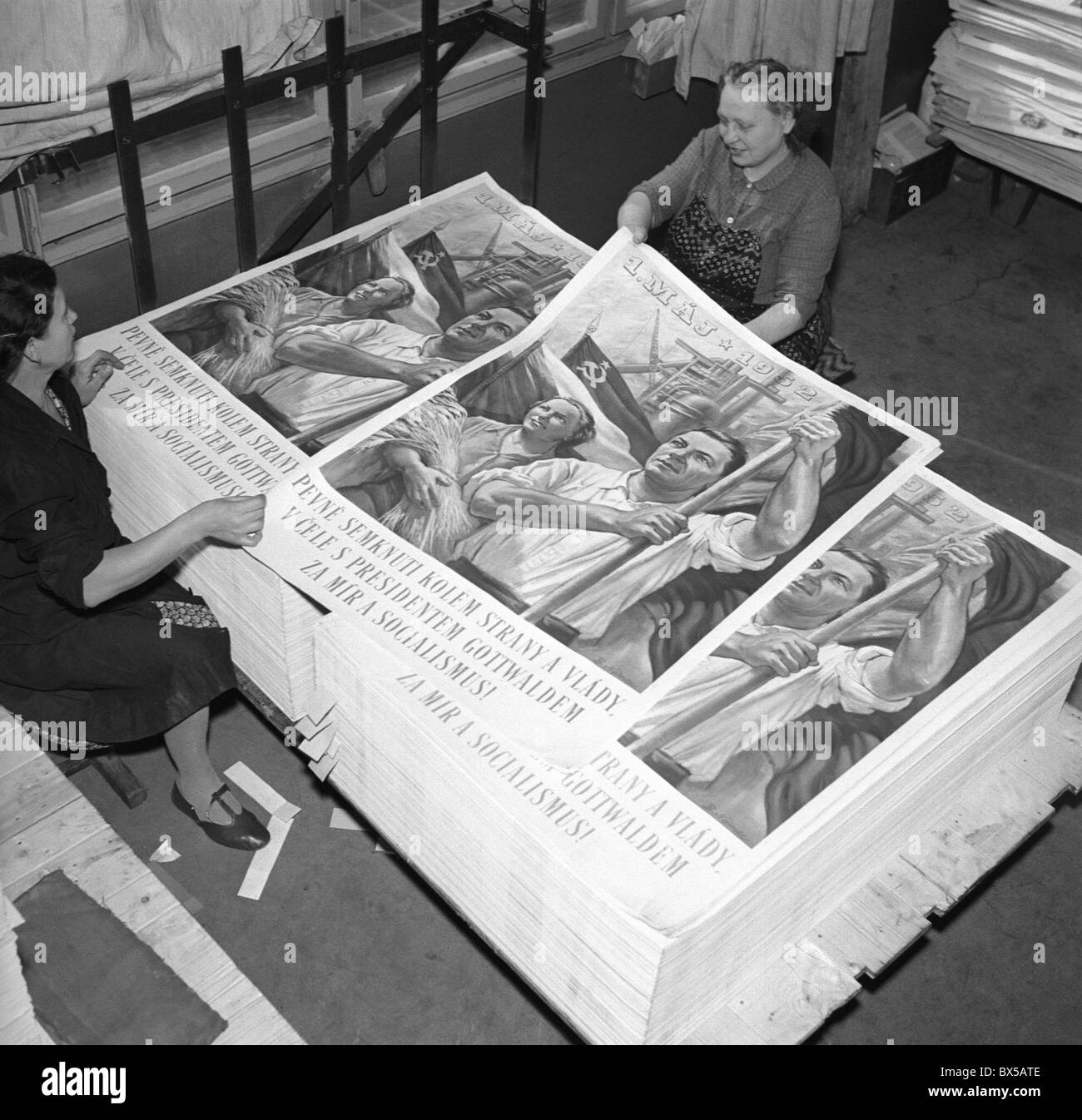 Czechoslovakia Prague 1951 Communist Propaganda Stockfotos und -bilder ...