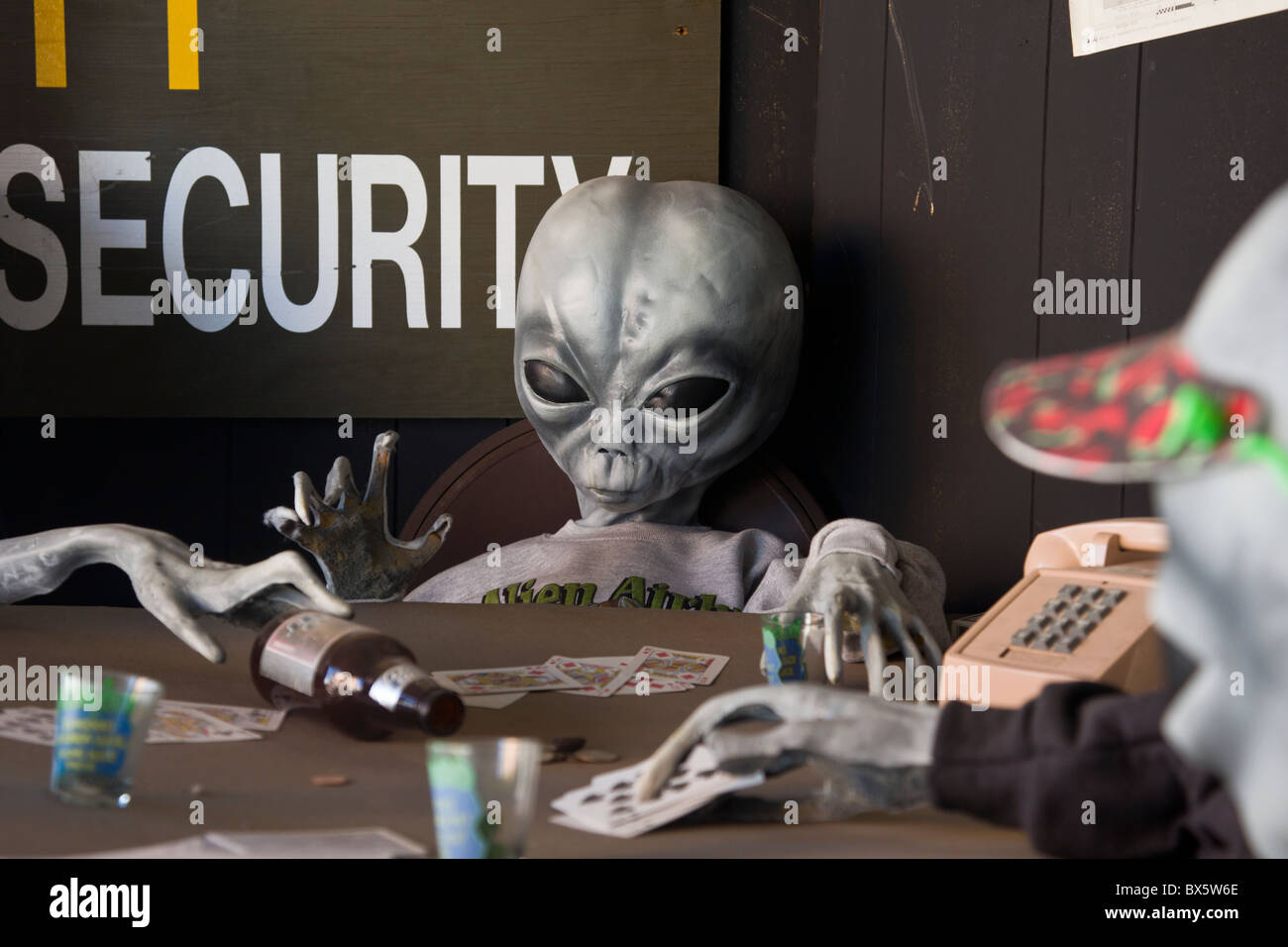 Graue aliens -Fotos und -Bildmaterial in hoher Auflösung – Alamy