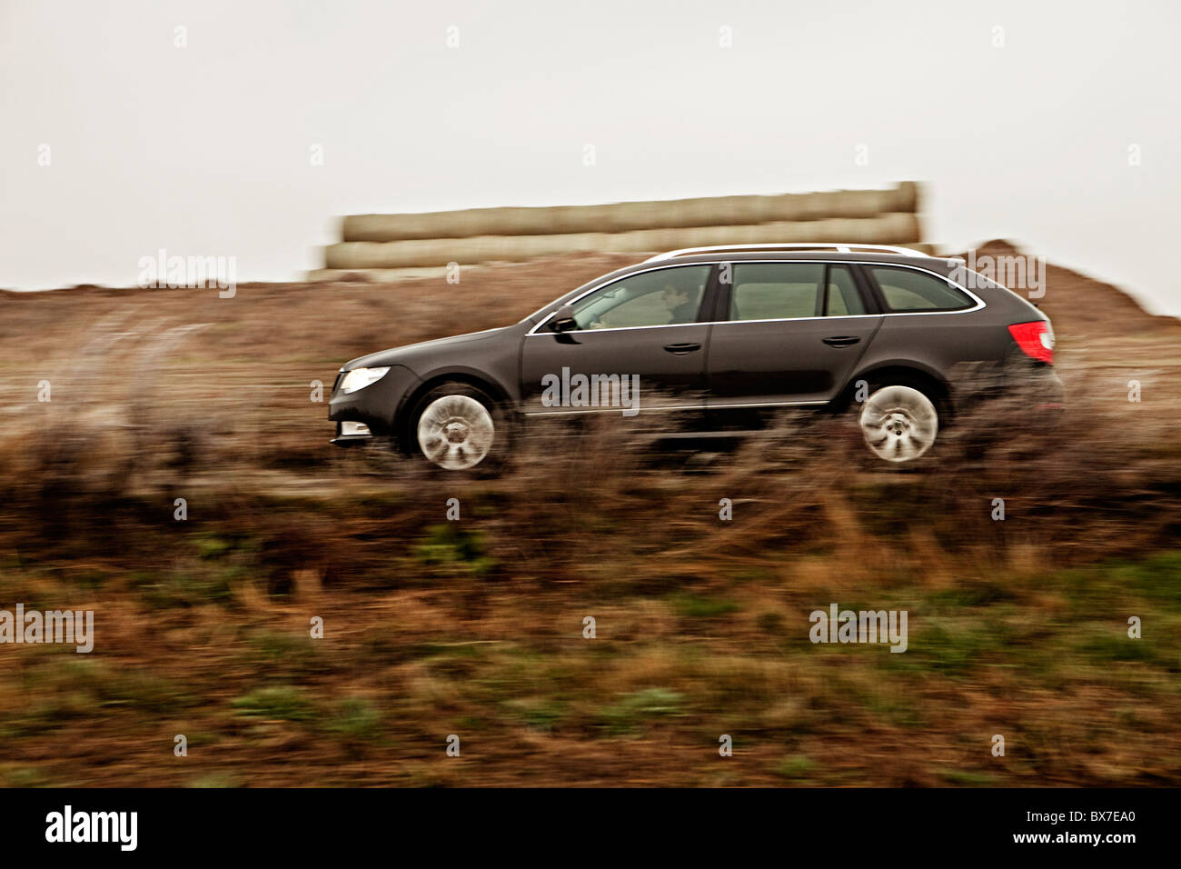 Skoda hervorragende kombi das auto ist auf der limousine gebaut -Fotos ...
