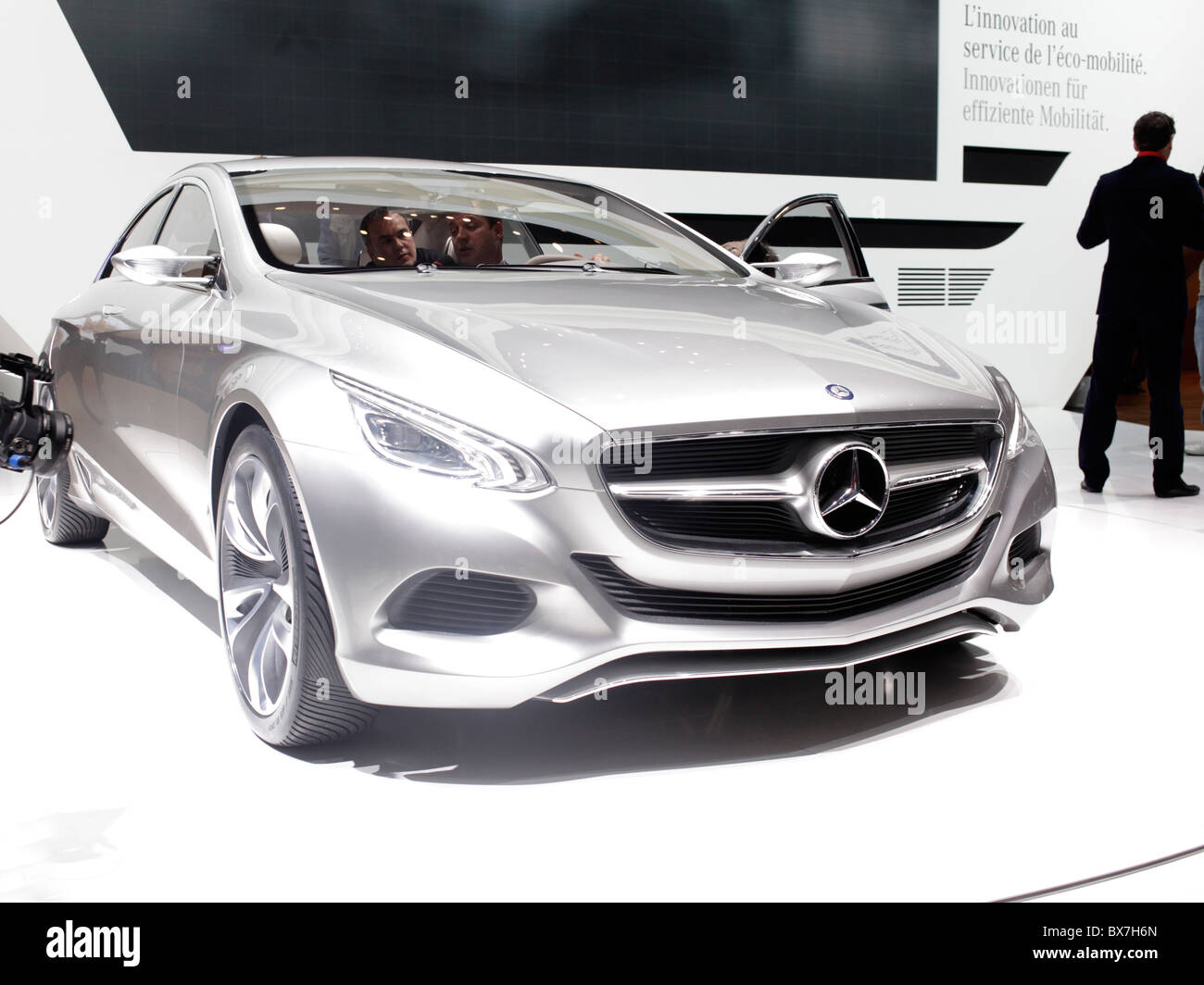 Mercedes benz f 800 stil -Fotos und -Bildmaterial in hoher Auflösung ...