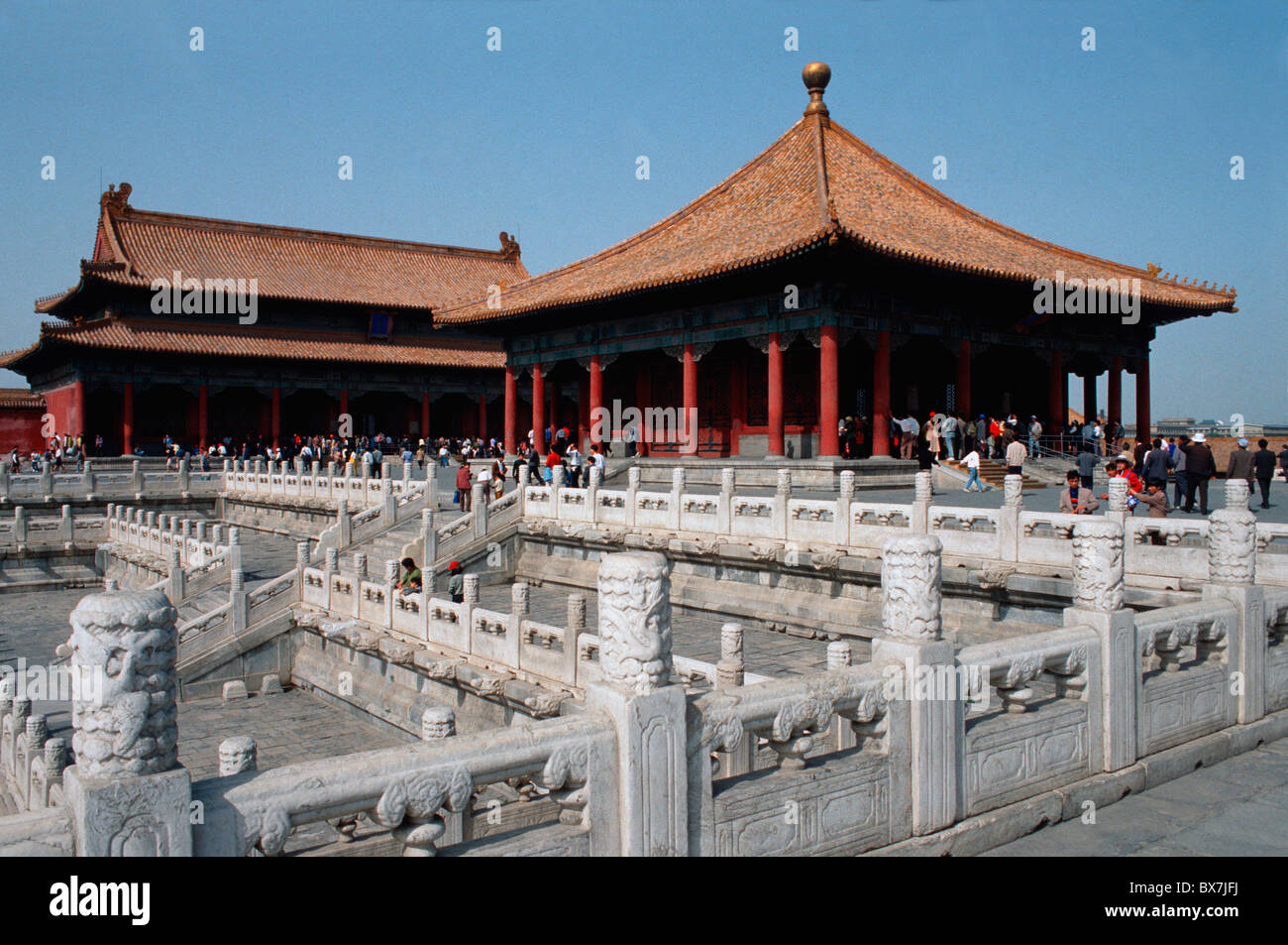 Halle der mittleren Harmonie und Halle der Erhaltung der Harmonie ...