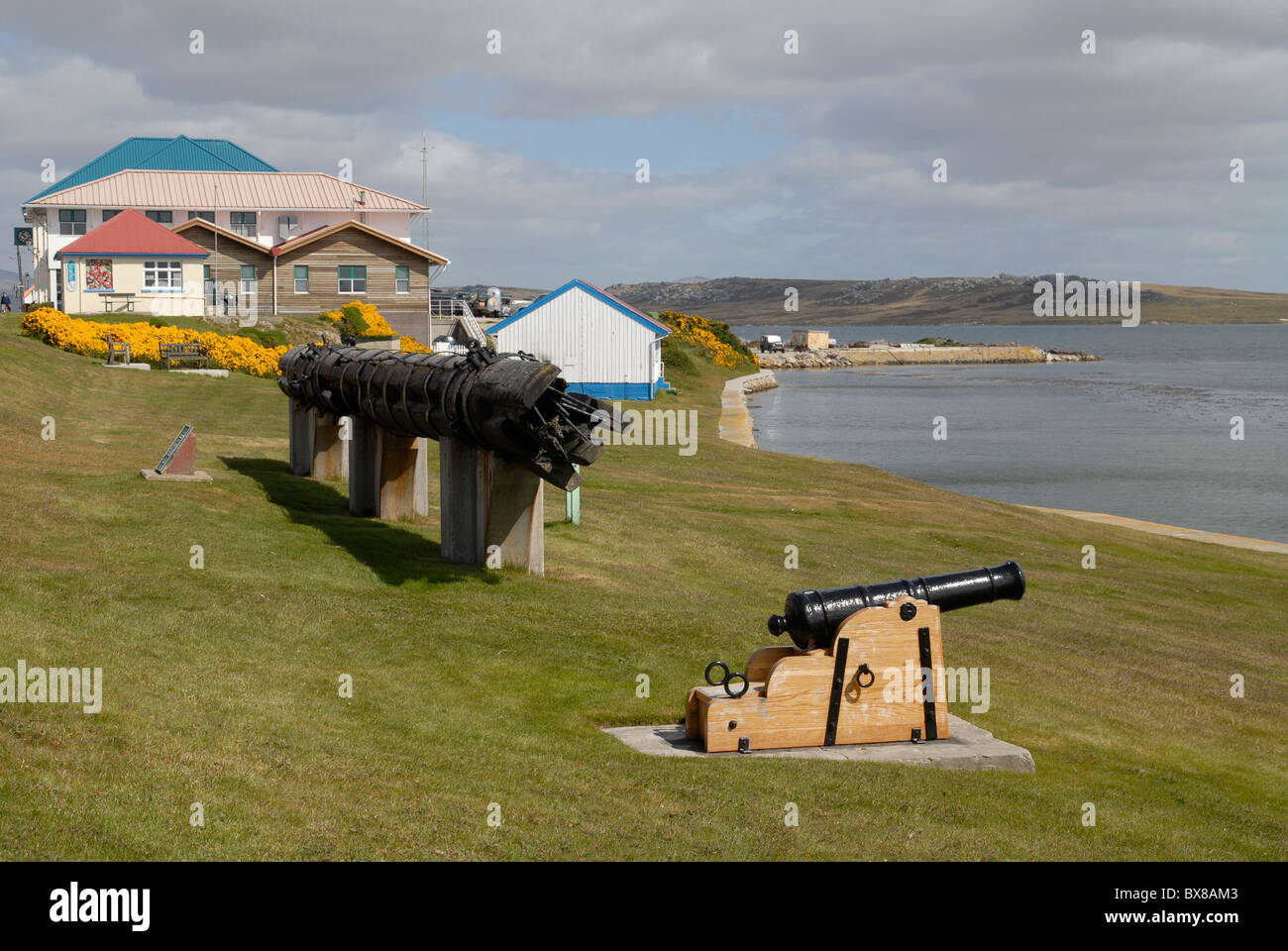 Schiffe mast und kanone -Fotos und -Bildmaterial in hoher Auflösung – Alamy