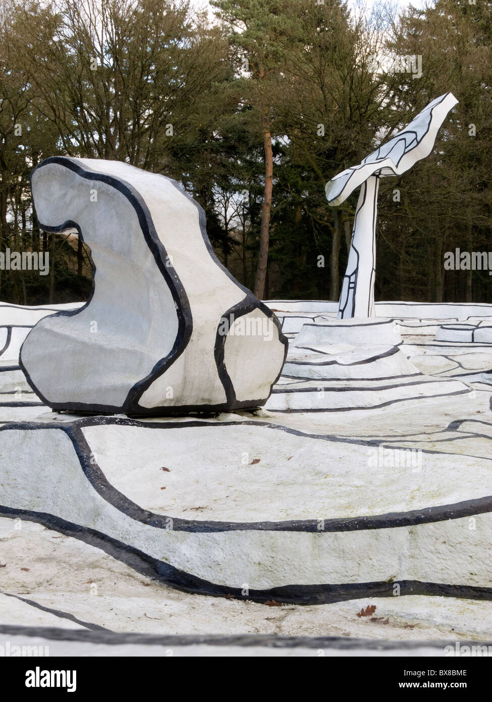 Kroller Muller Sculpture Stockfotos & Kroller Muller Sculpture Bilder ...