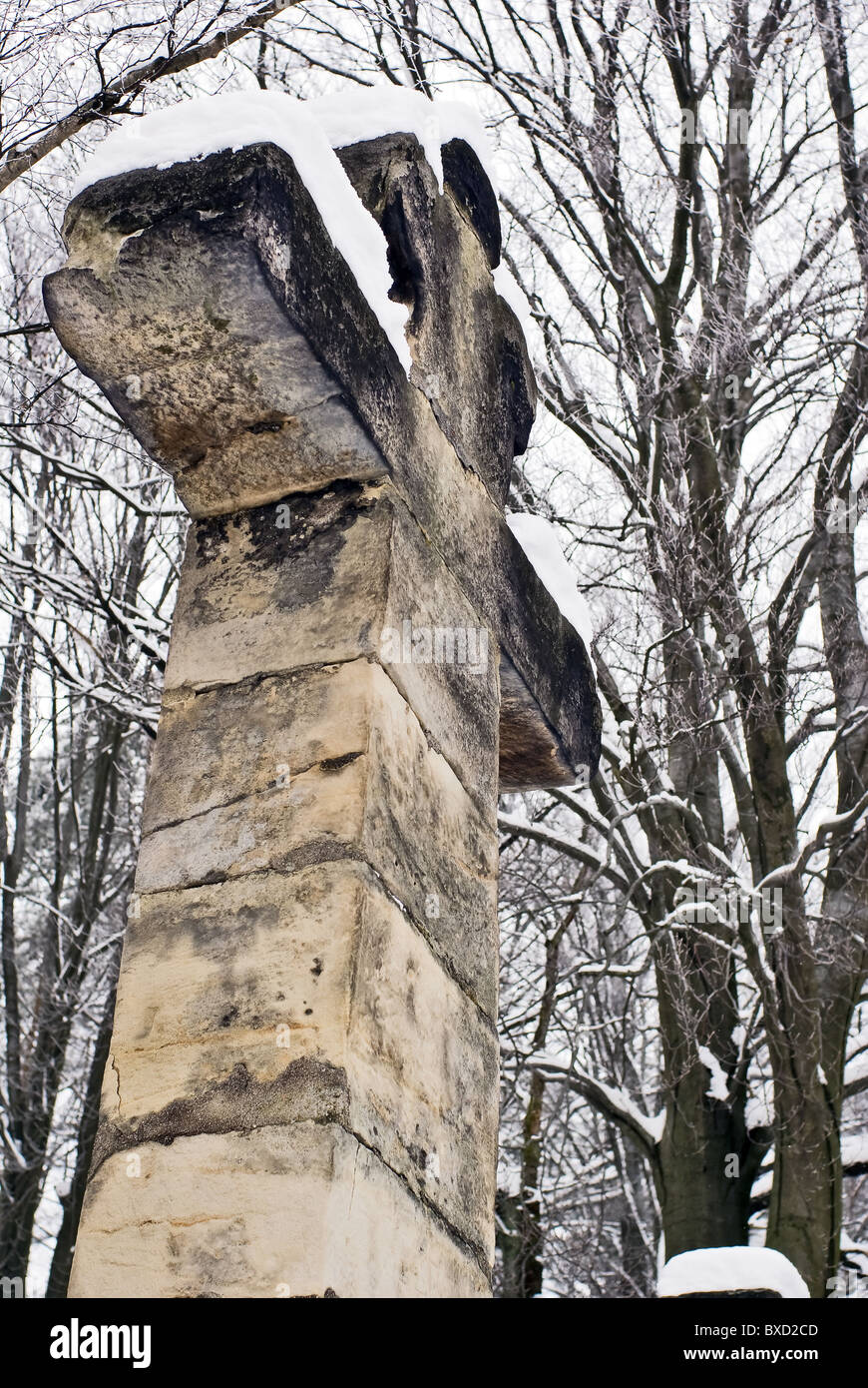 Kruzifix ziegel -Fotos und -Bildmaterial in hoher Auflösung – Alamy