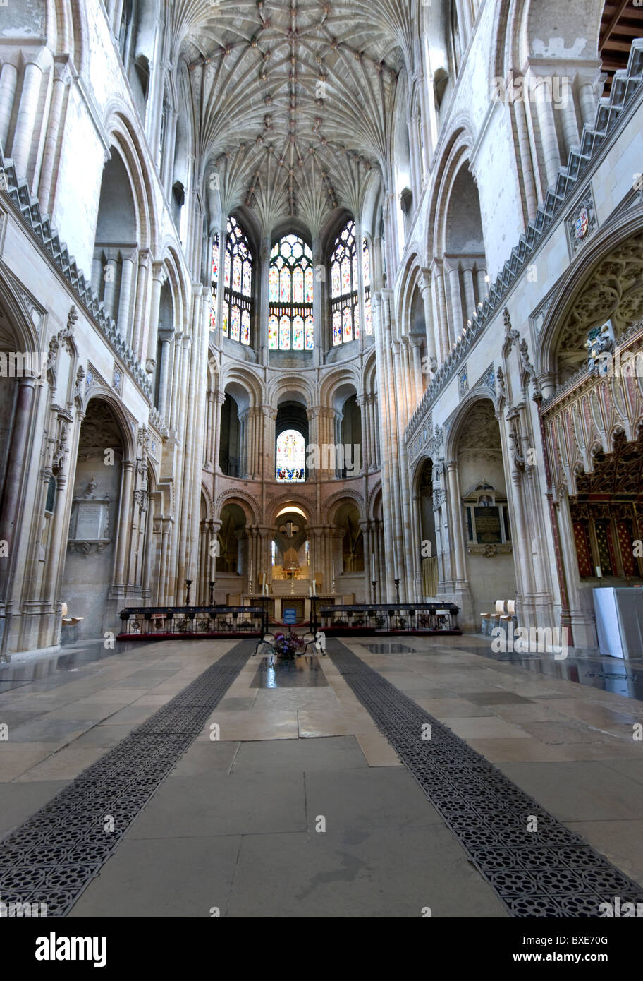 Presbyterium der kathedrale -Fotos und -Bildmaterial in hoher Auflösung ...