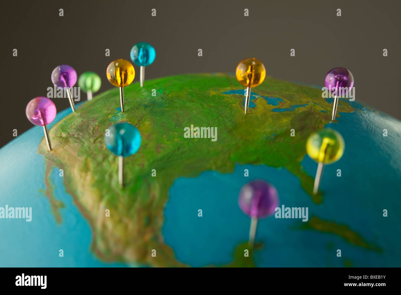Globe pins -Fotos und -Bildmaterial in hoher Auflösung – Alamy