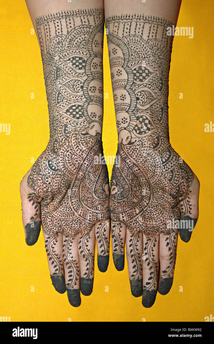 Henna hand foto -Fotos und -Bildmaterial in hoher Auflösung – Alamy