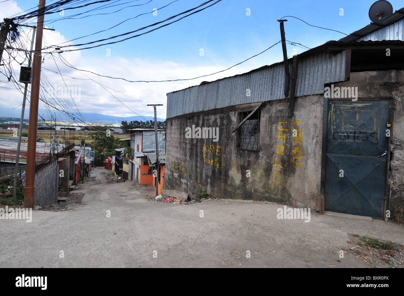 Slums costa rica poverty -Fotos und -Bildmaterial in hoher Auflösung ...